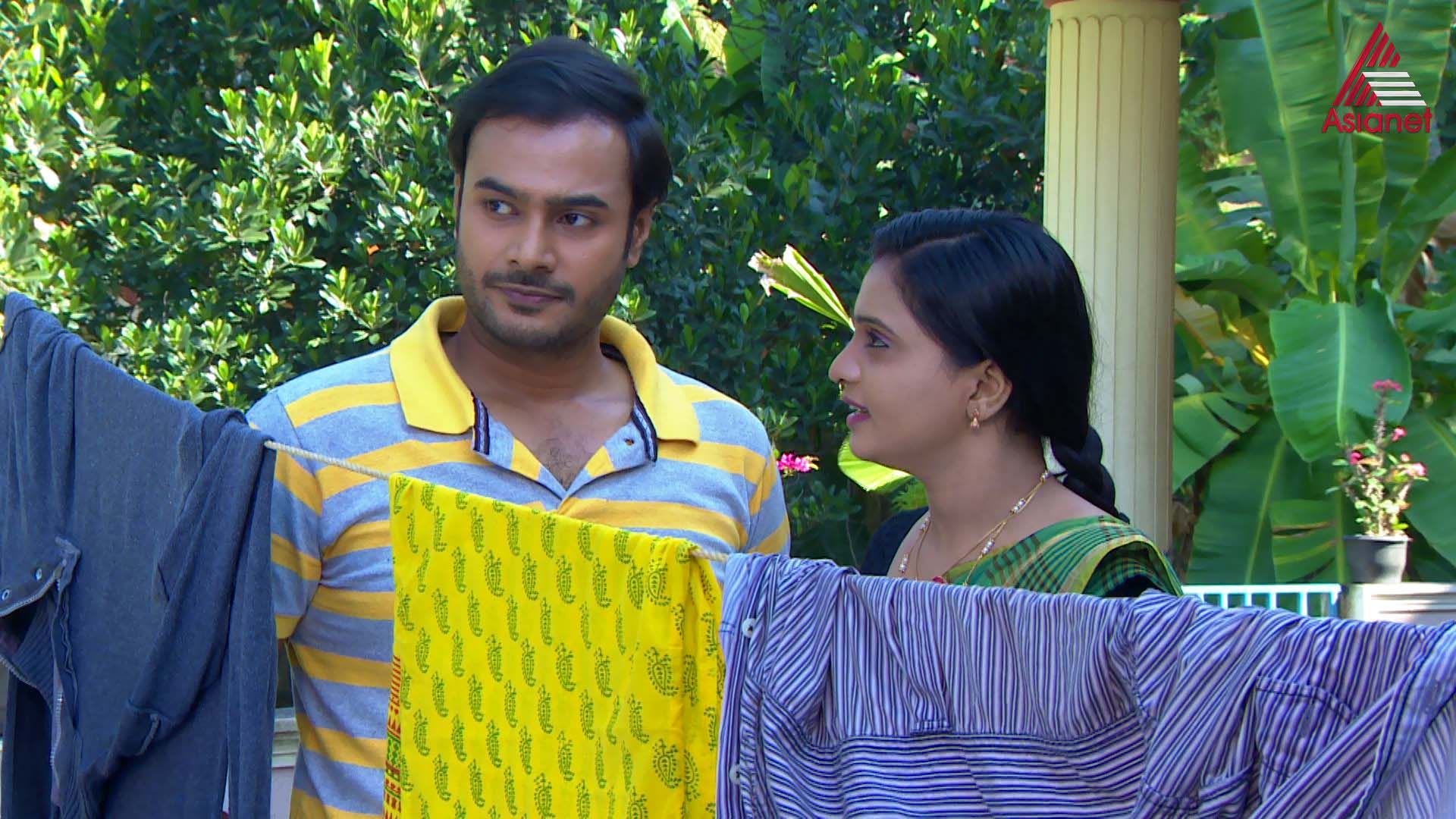 Watch Parasparam Episode 19 on JioHotstar