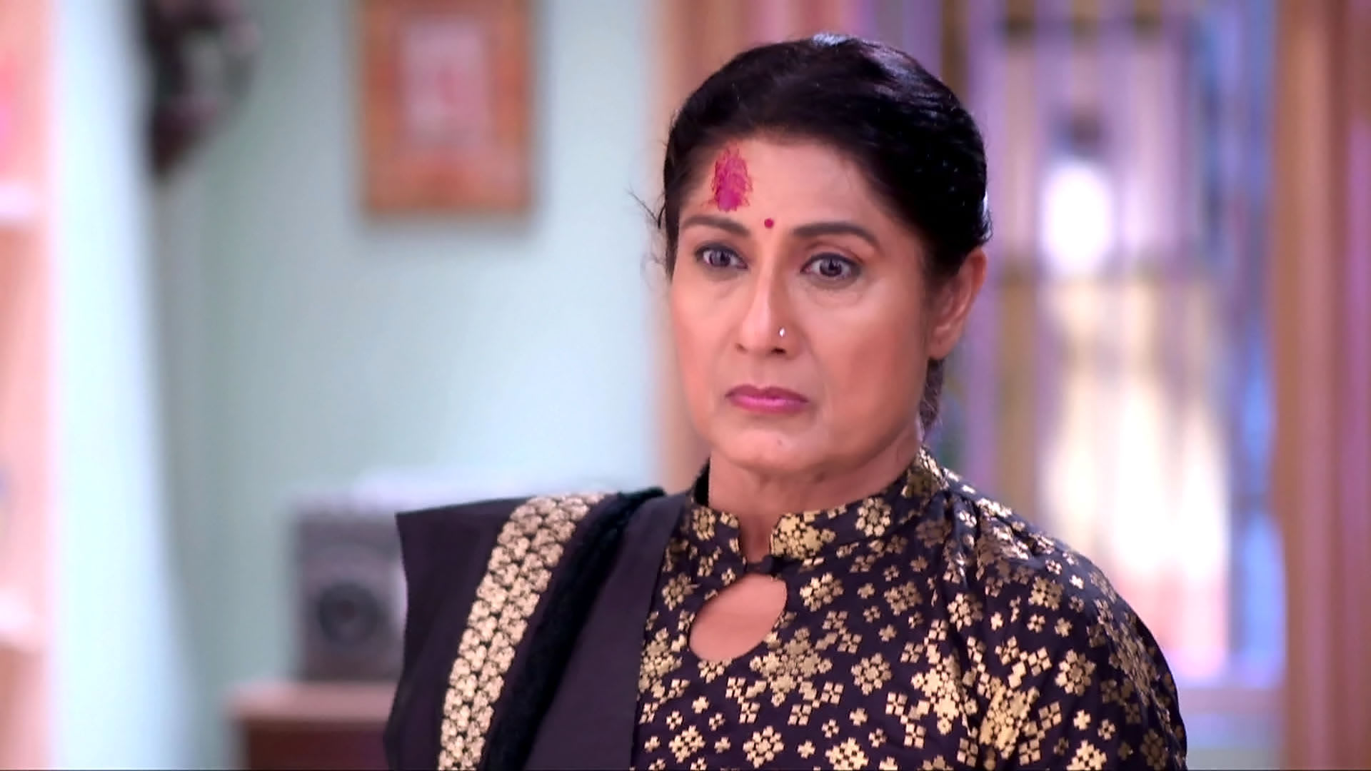 Watch Vezhambal S1 Episode 21 on JioHotstar