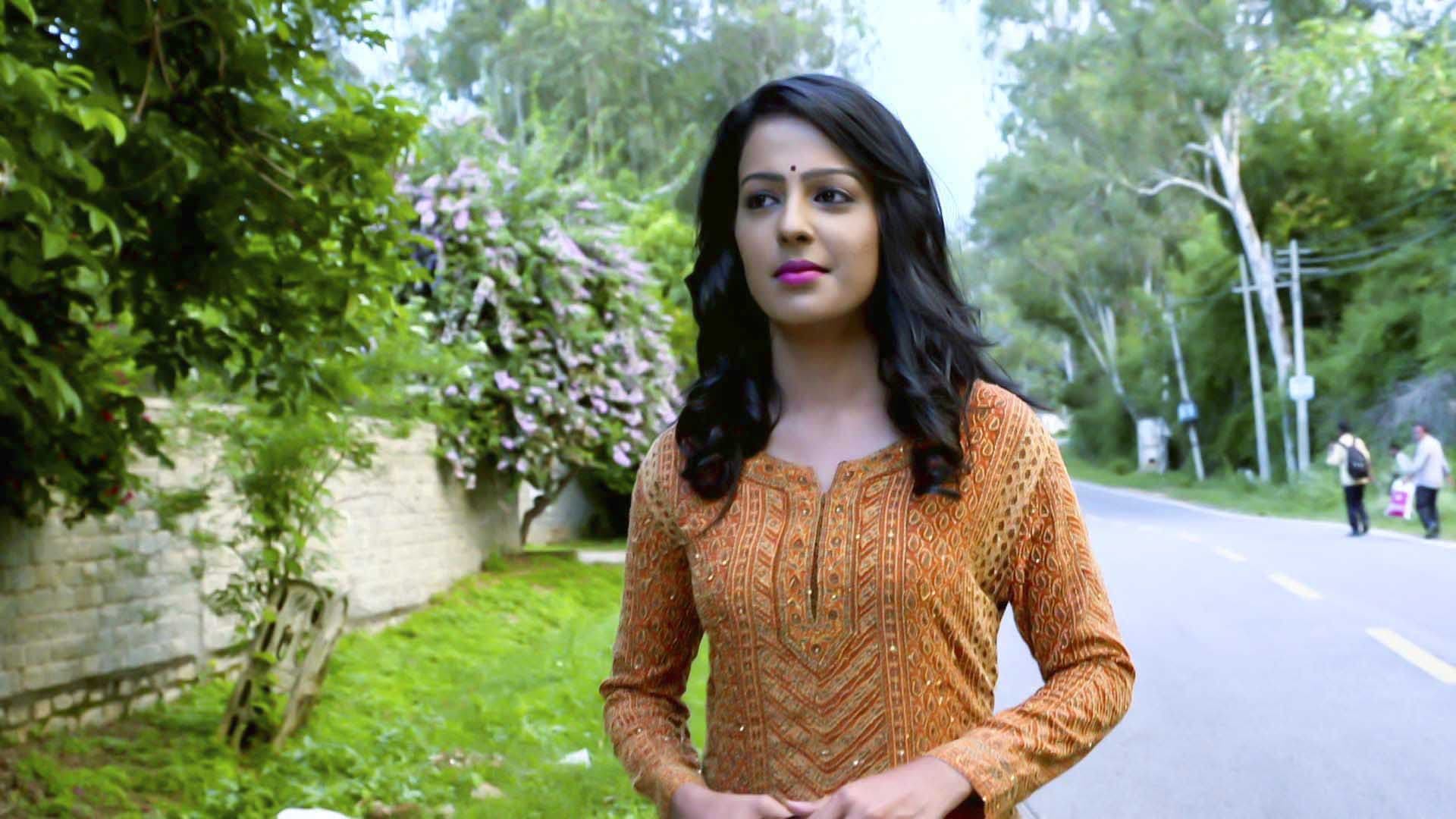 Watch Eradu Kanasu S1 Episode 5 on JioHotstar