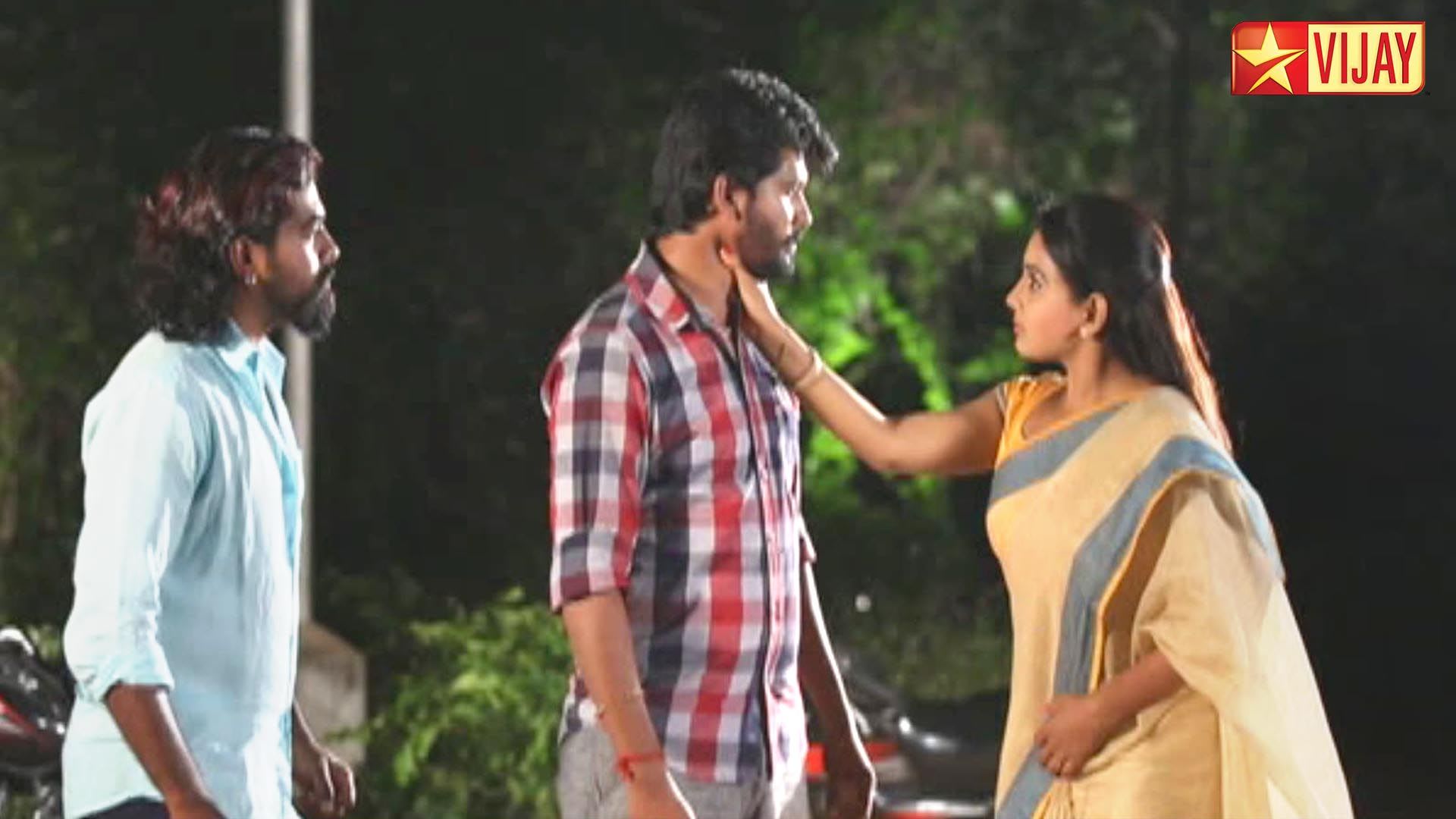 Watch Rettai Vaal Kuruvi S4 Episode 36 on JioHotstar