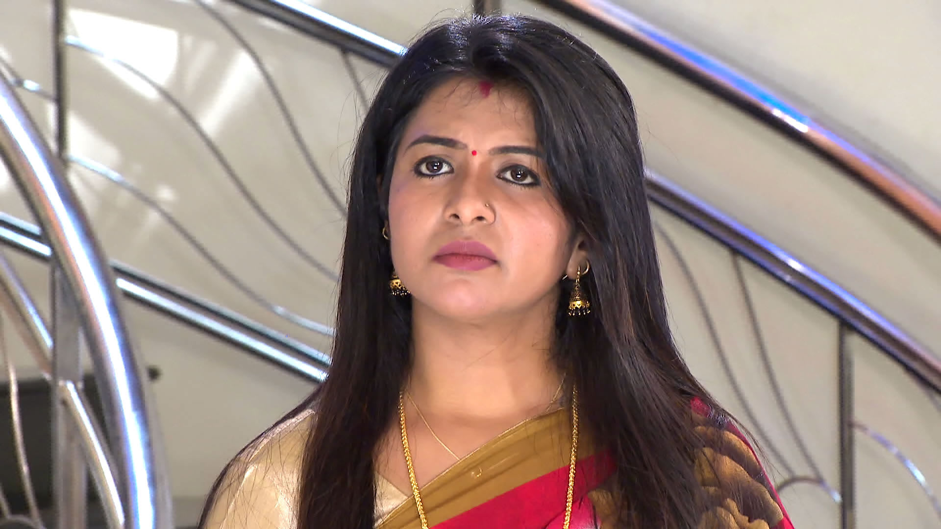 Watch Anupama, Sachin in for a Shock Online