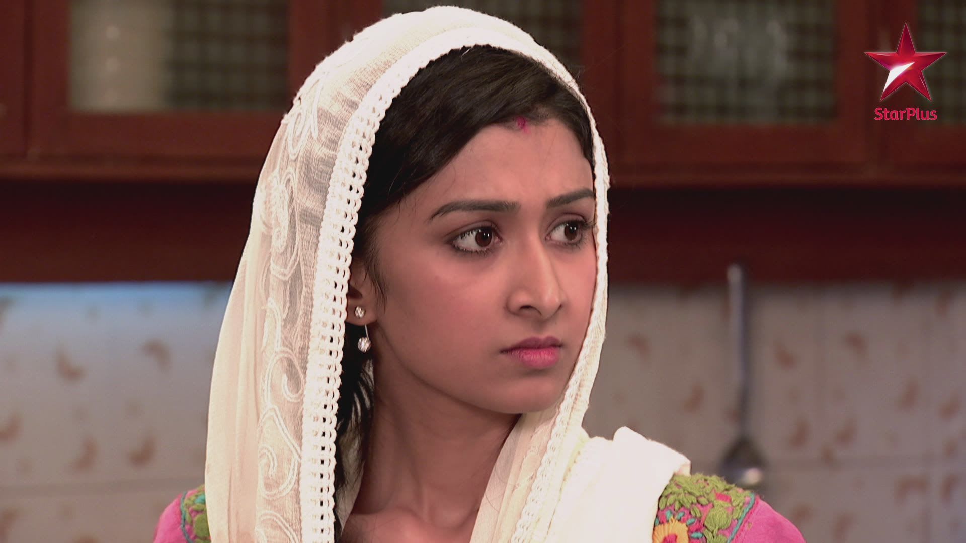 Watch Gunjan accuses Geet Online