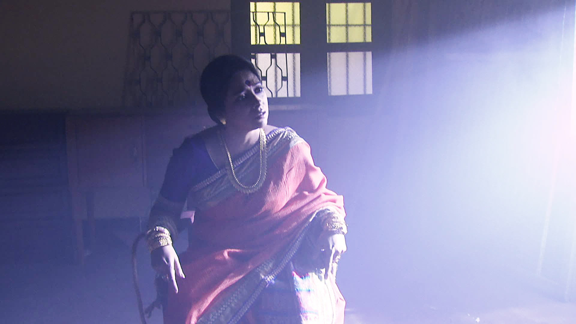 Watch Bodhuboron Episode 2 on JioHotstar