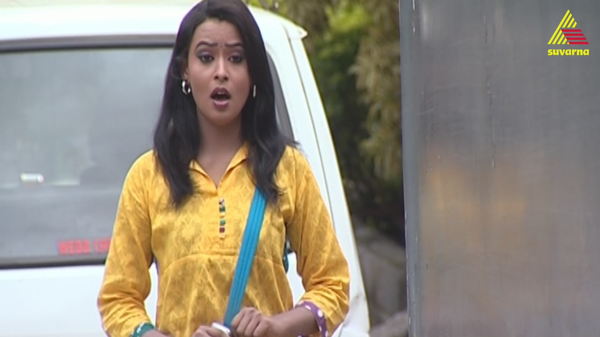 Watch Aragini Episode 11 on JioHotstar