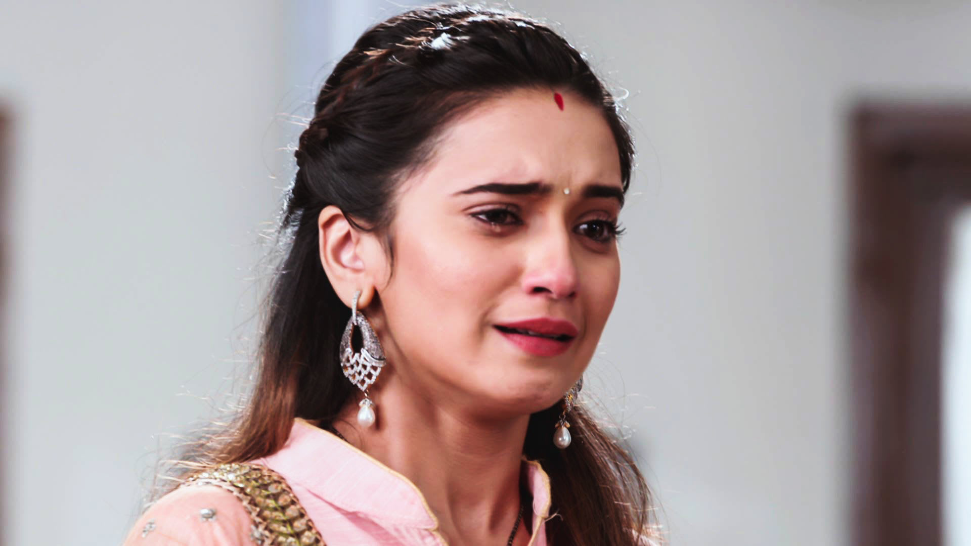 Watch jana-na-dil-se-door only on Watcho