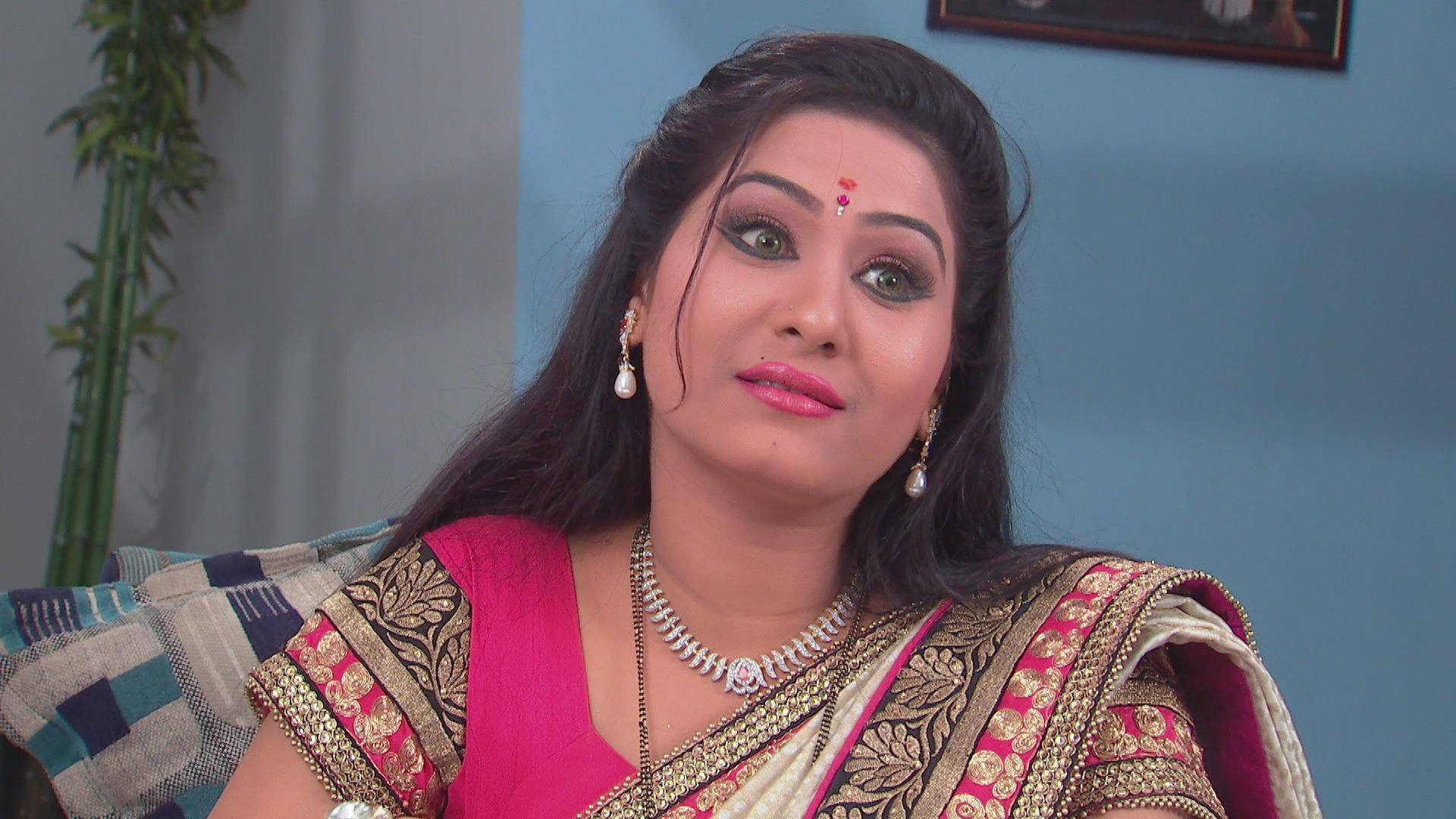 Stream kumkuma-puvvu Online | Watcho