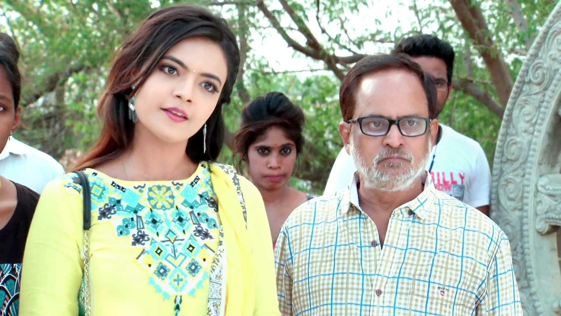 Watch uyyala-jampala only on Watcho