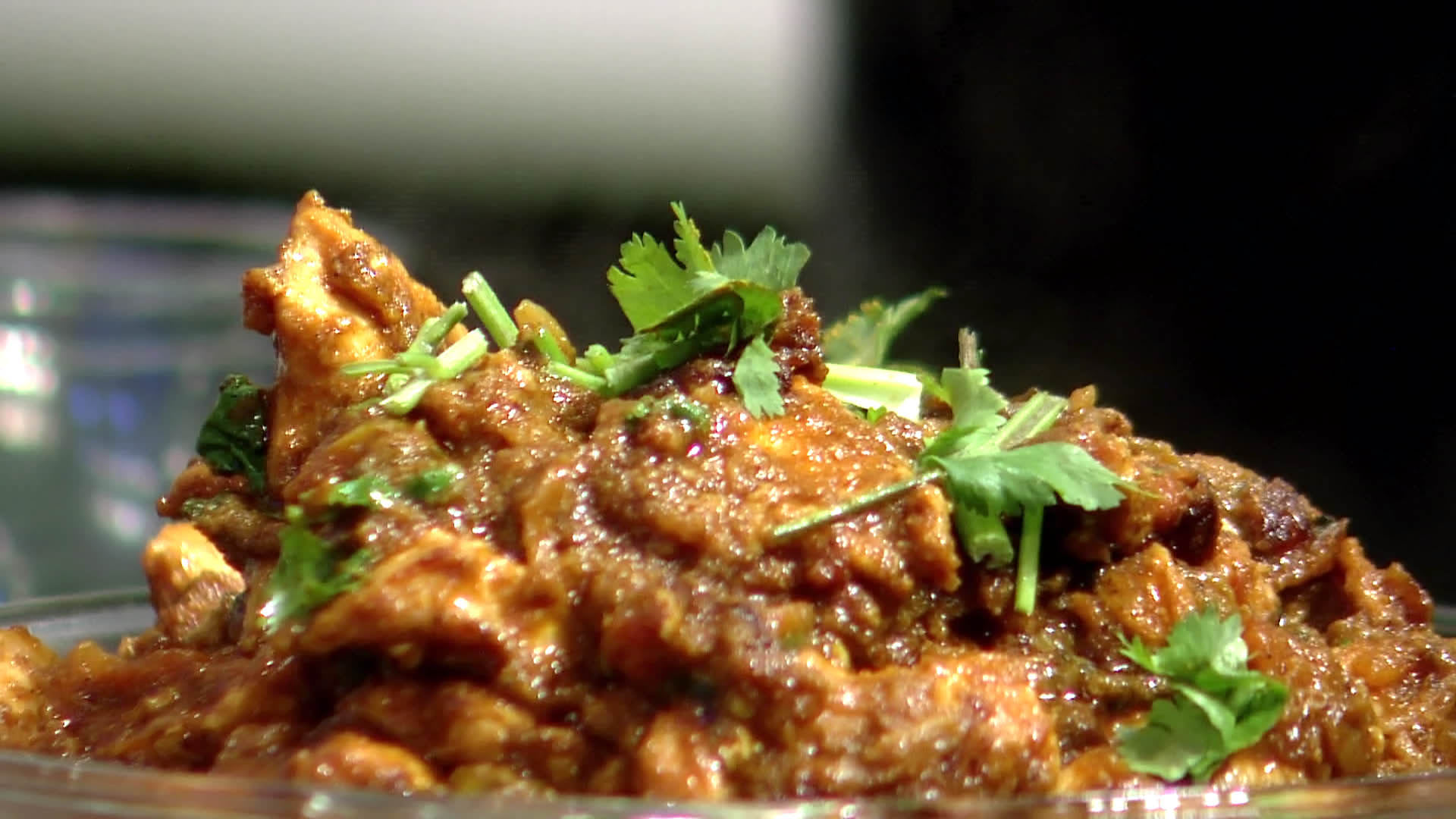 Watch Samayal Samayal S3 Episode 4 on JioHotstar