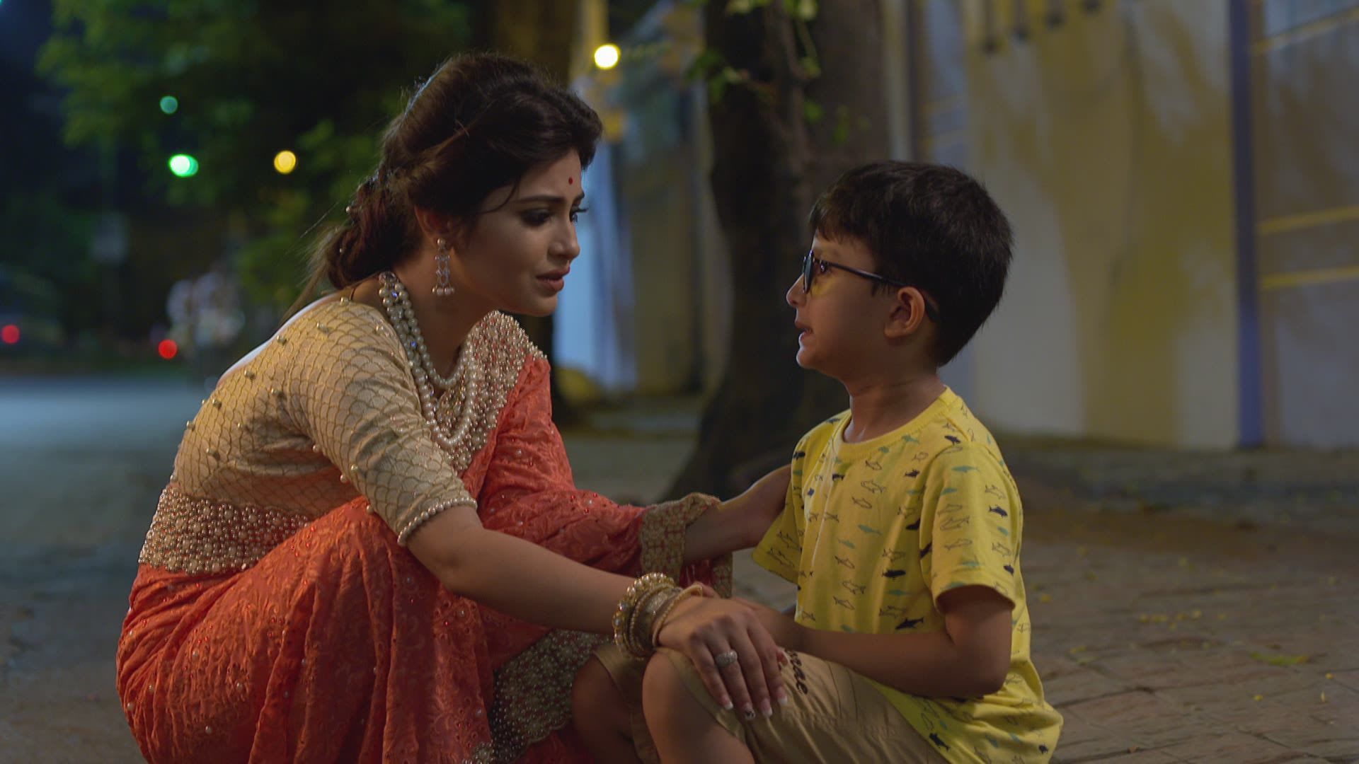 Watch Mayar Badhon S7 Episode 190 on JioHotstar