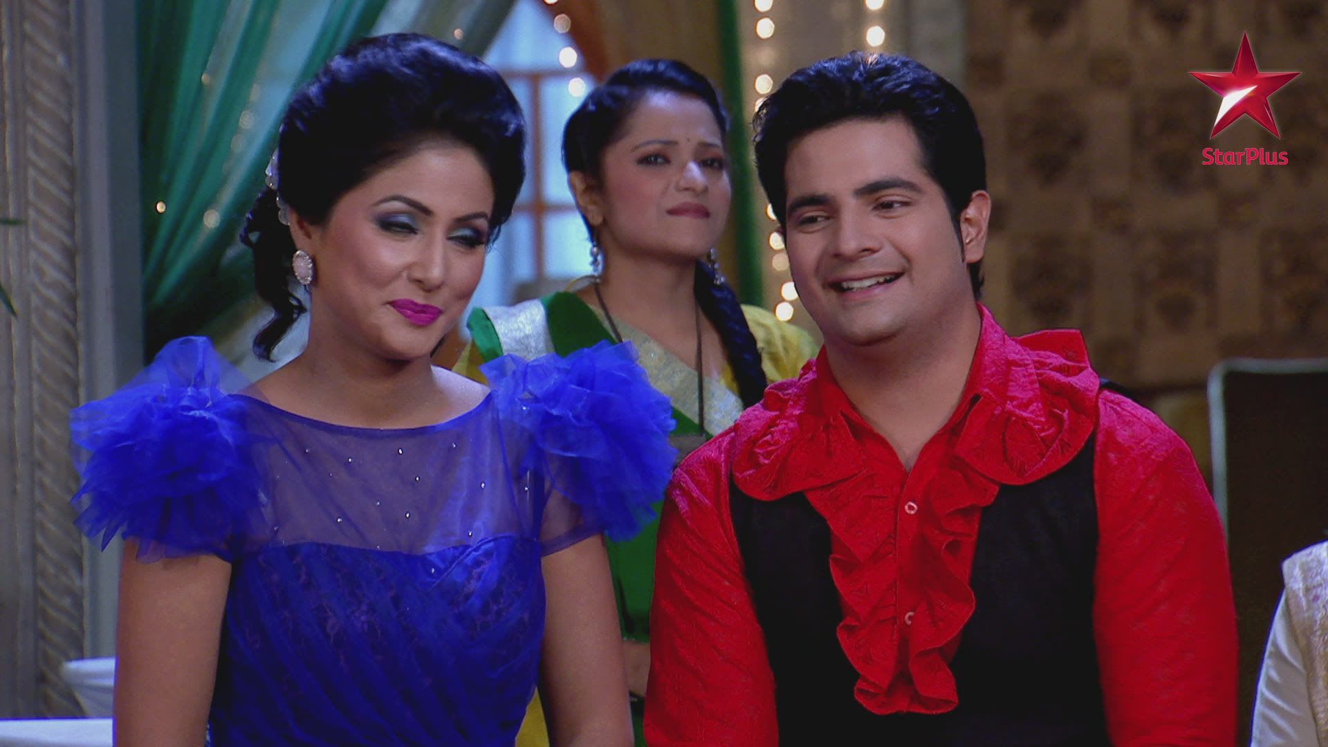 Watch Performances by everyone Online