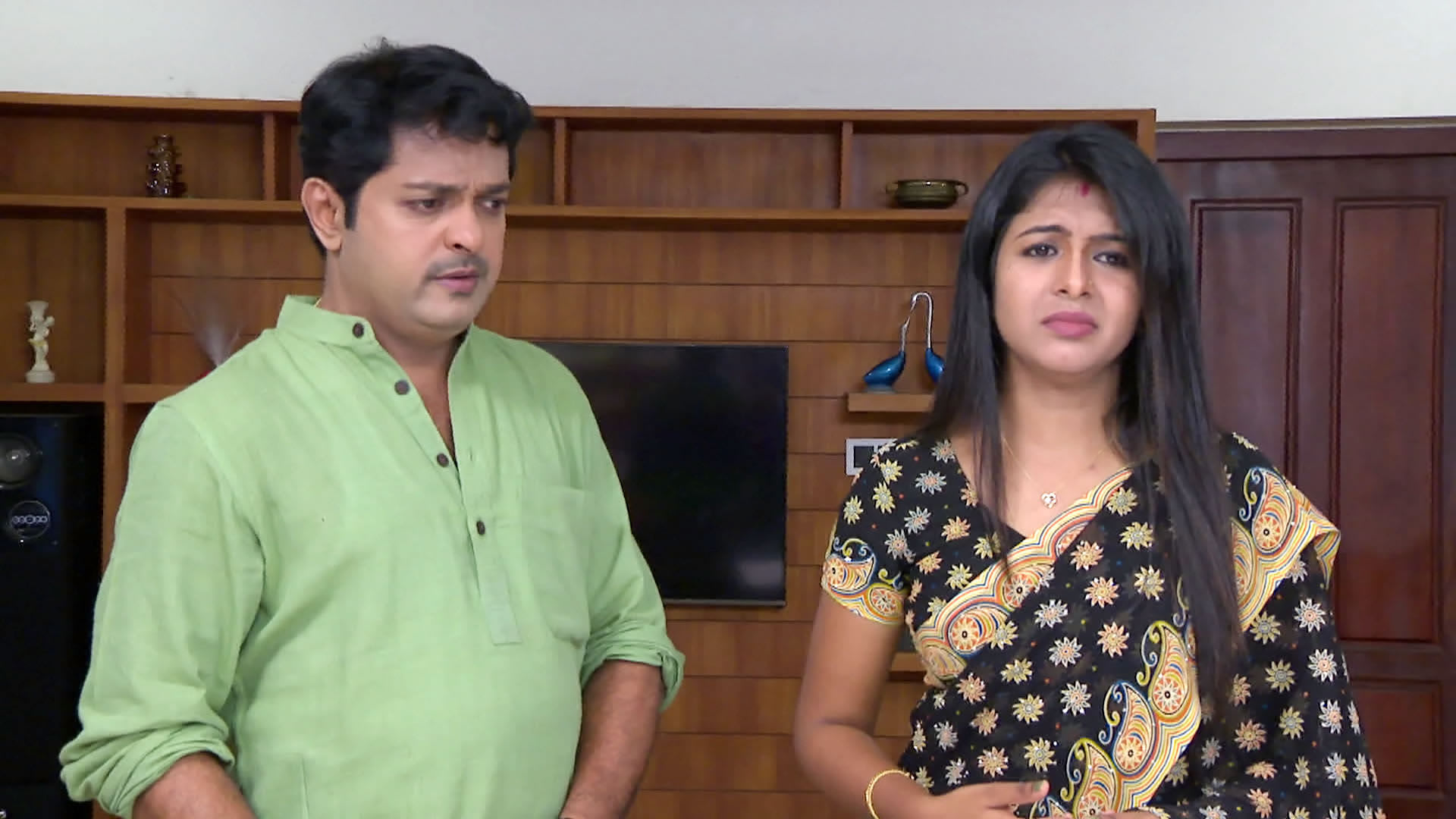 Watch Parasparam S34 Episode 98 on JioHotstar