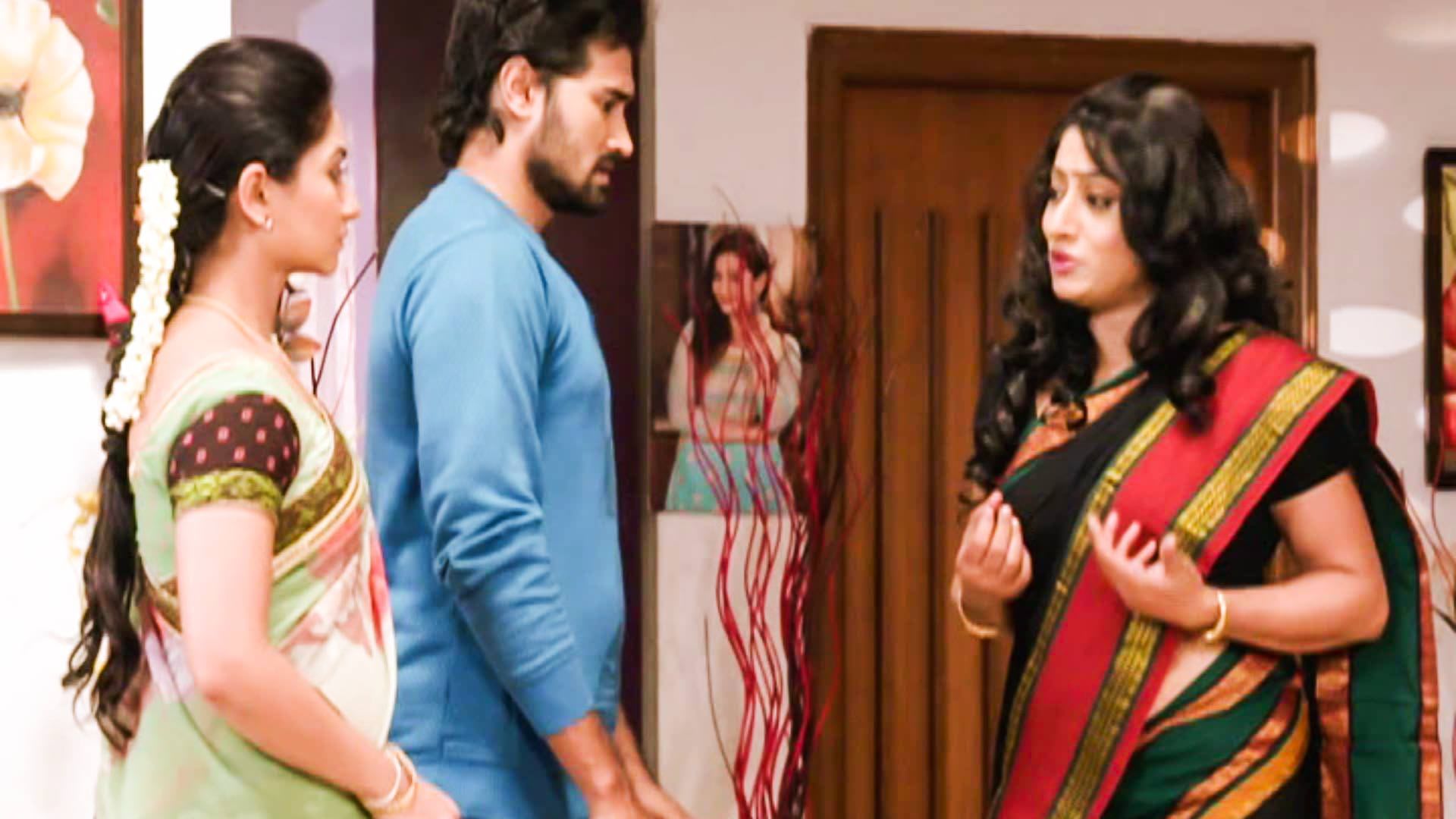 Watch Amruthavarshini - 2012 S41 Episode 10 on JioHotstar