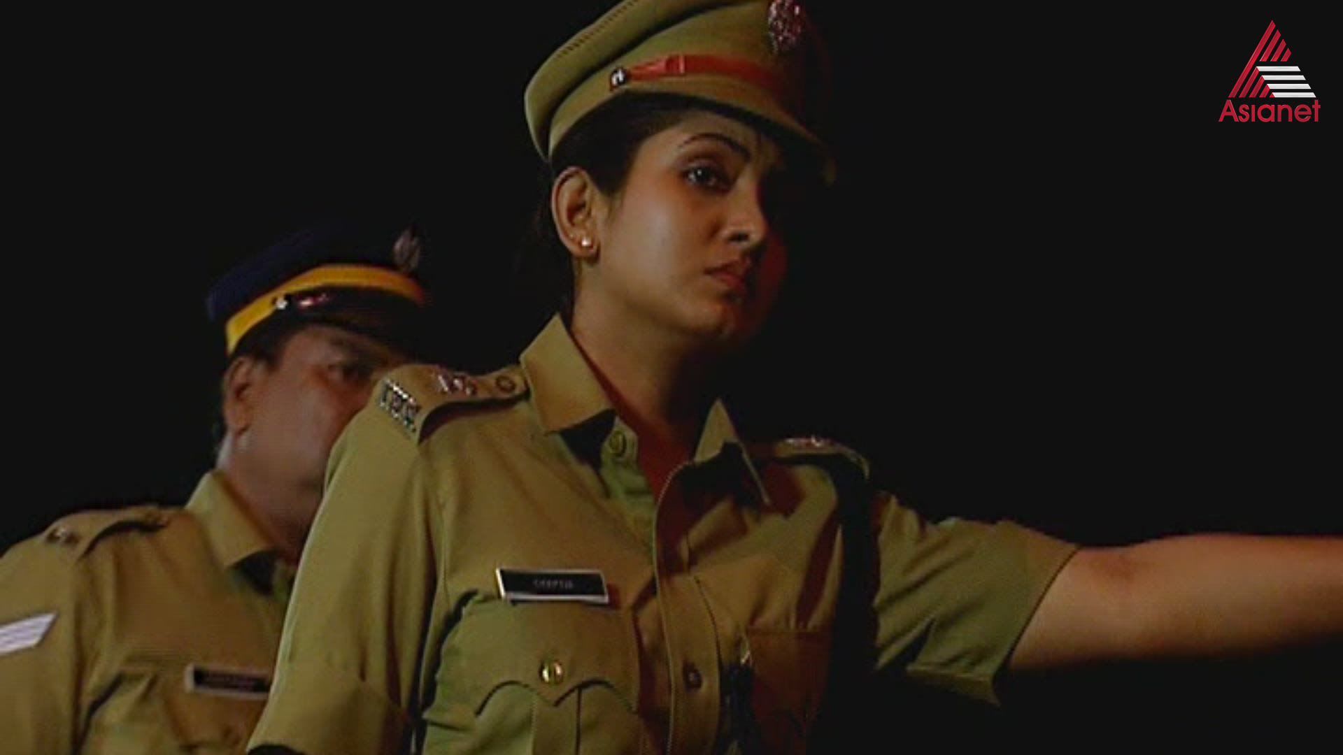 Watch Parasparam S15 Episode 11 on JioHotstar