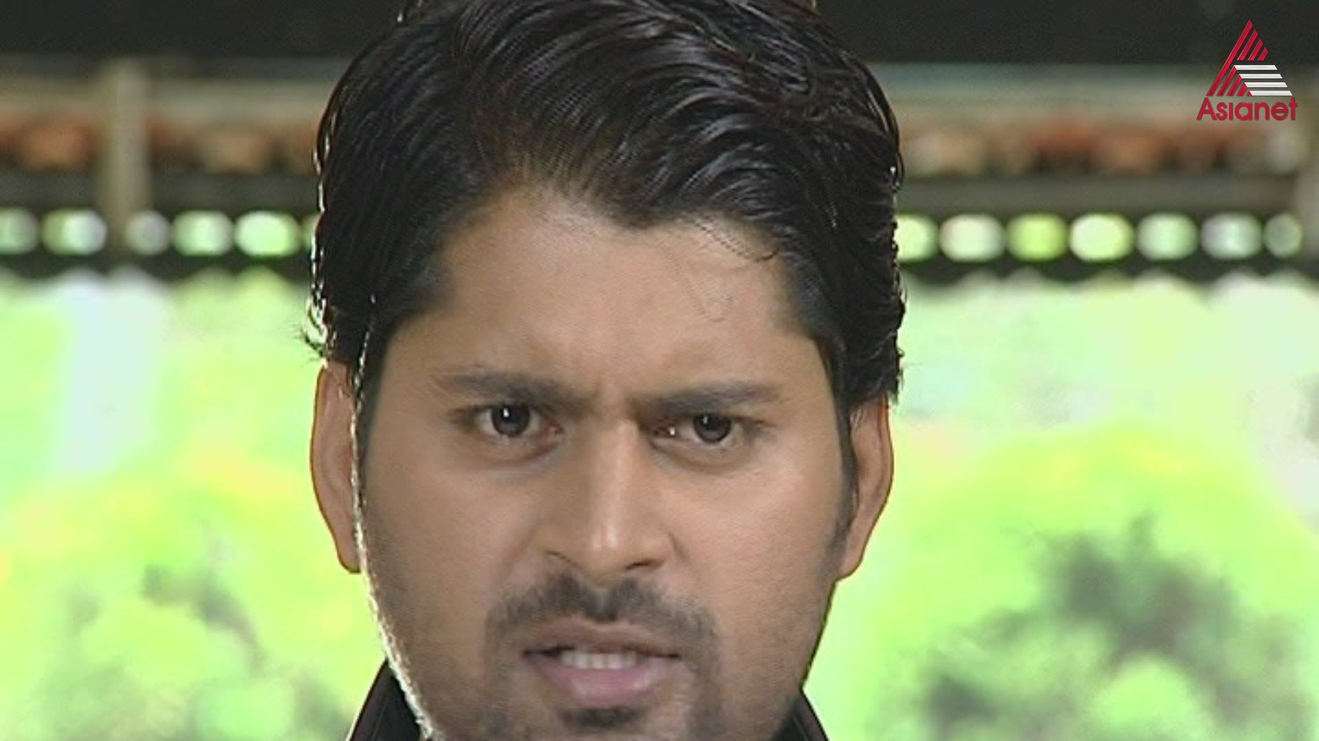 Watch Karuthamuthu S5 Episode 22 on JioHotstar