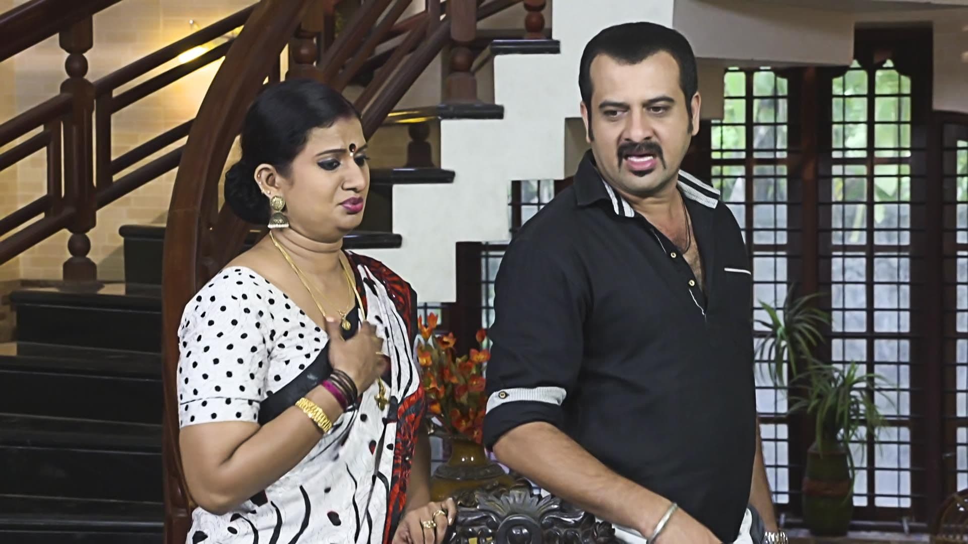 Watch Bharya S9 Episode 2 on JioHotstar