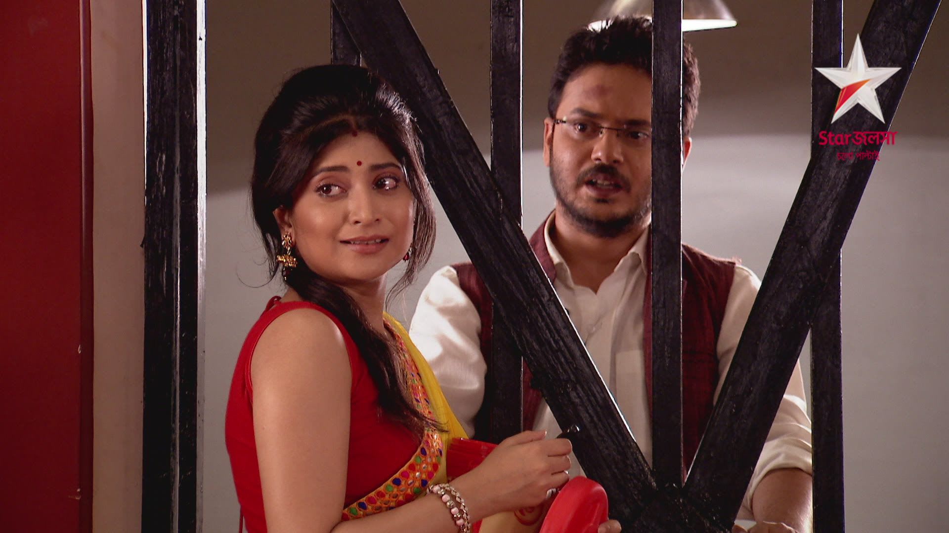 Watch Tumi Asbe Bole S12 Episode 26 on JioHotstar