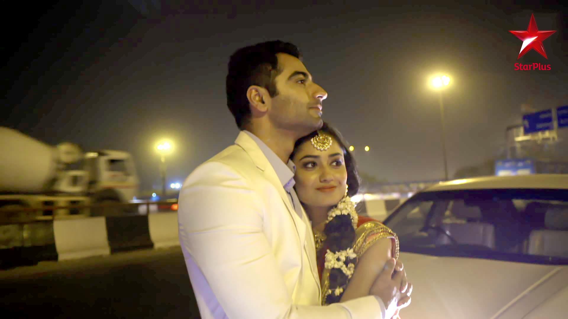 Watch Dahleez S2 Episode 10 on JioHotstar