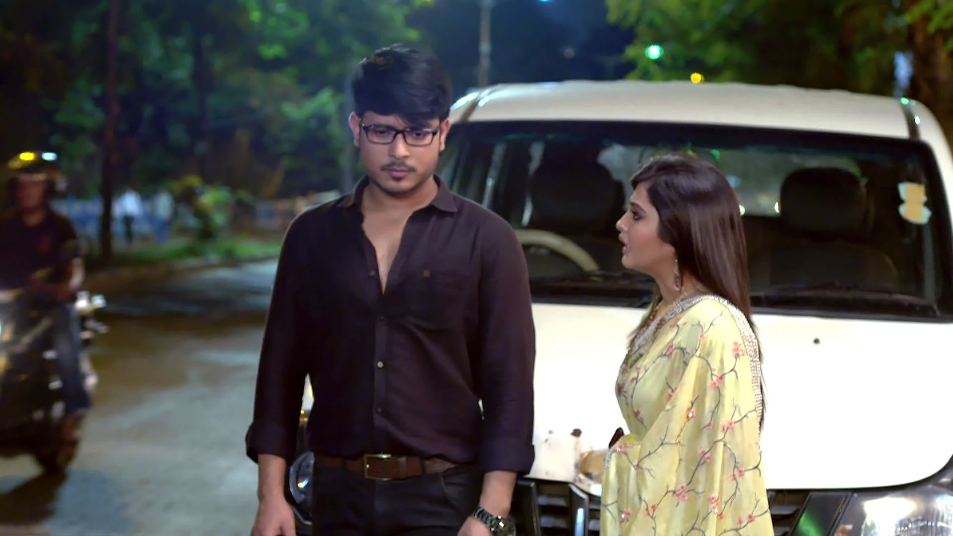 Watch Mayar Badhon S7 Episode 200 on JioHotstar