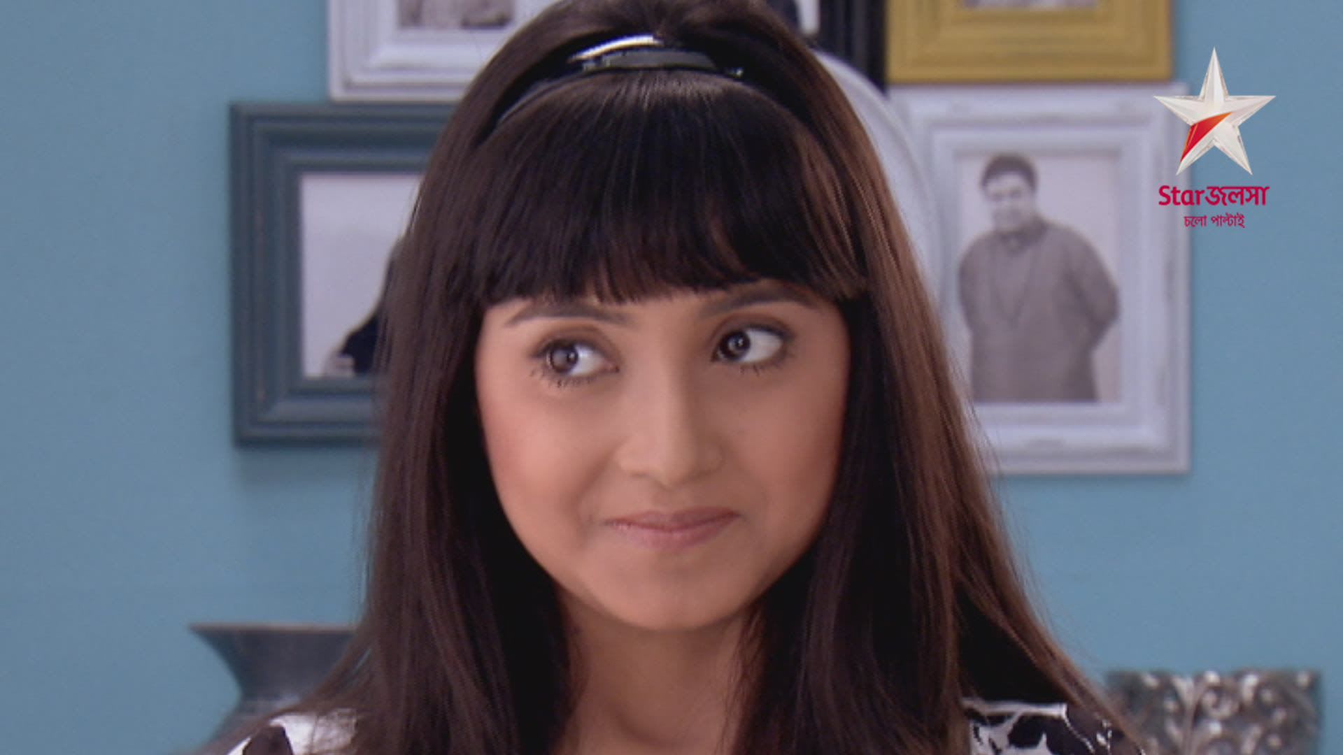 Watch Shob Choritro Kalponik S1 Episode 3 on JioHotstar