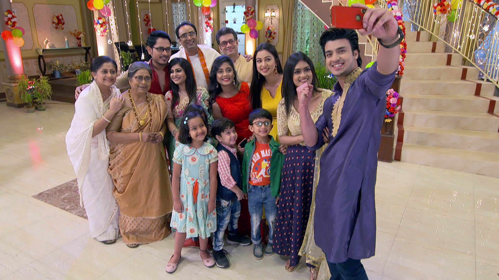 Watch Mayar Badhon S7 Episode 202 on JioHotstar