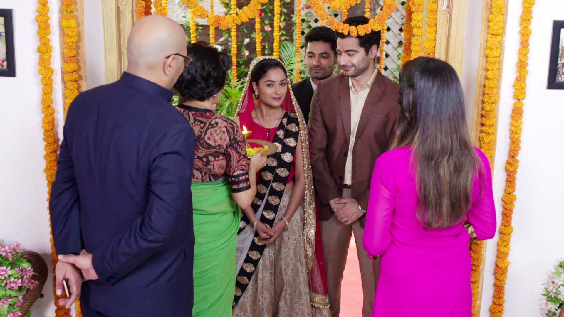 Watch Dahleez Episode 55 on JioHotstar