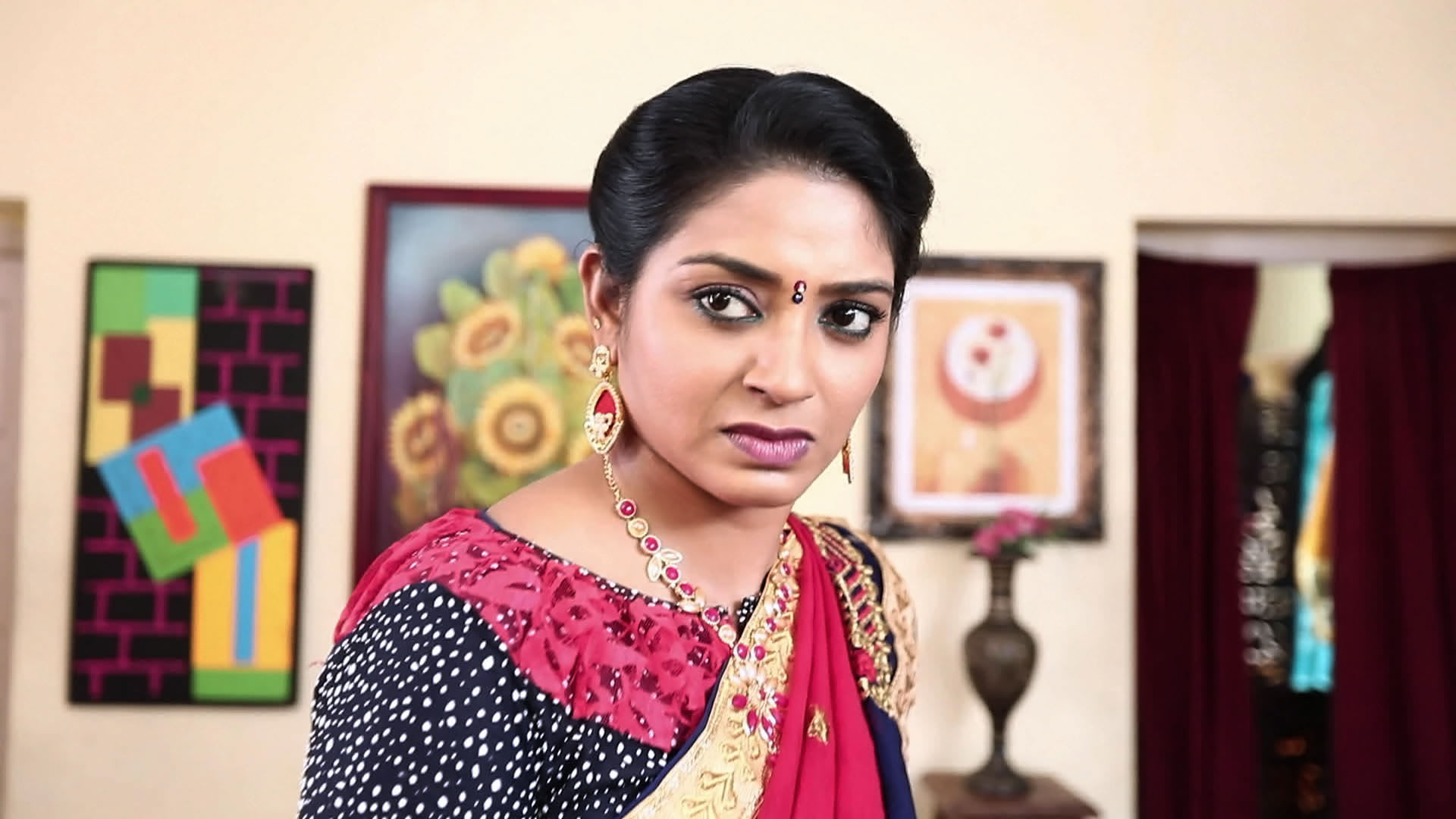 Watch Kalyanamam Kalyanam S1 Episode 72 on JioHotstar