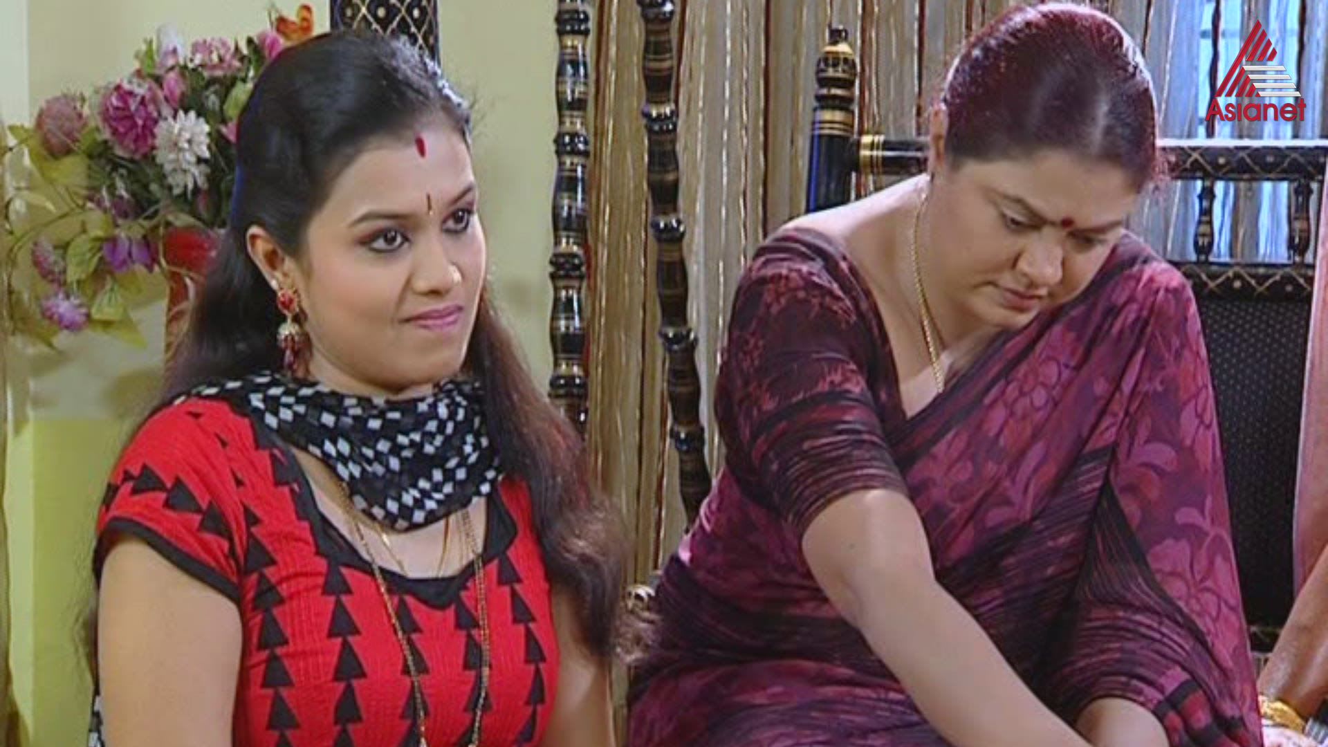 Watch Sthreedhanam S27 Episode 13 on JioHotstar