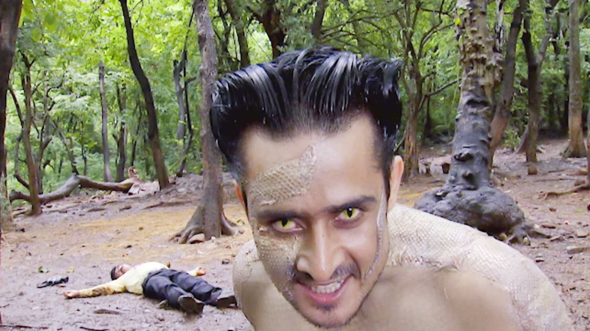 Watch Super Cops Vs Super Villains S1 Episode 10 on Disney+ Hotstar