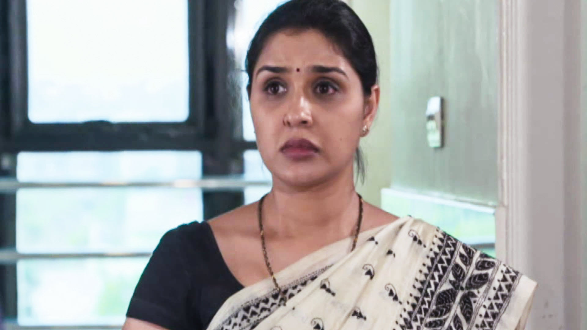 Stream Vani Needs Money Season 3 Episode 11 – Vani Needs Money on Hotstar