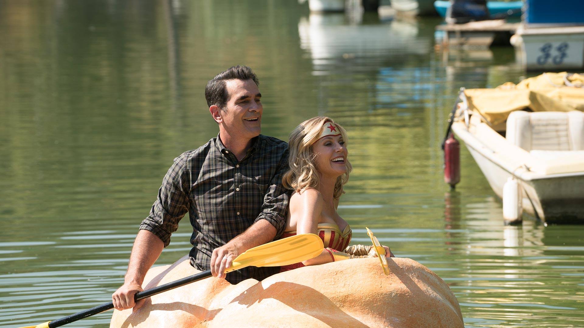 Nonton It's the Great Pumpkin, Phil Dunphy Season 9 Episode 5 - It's ...