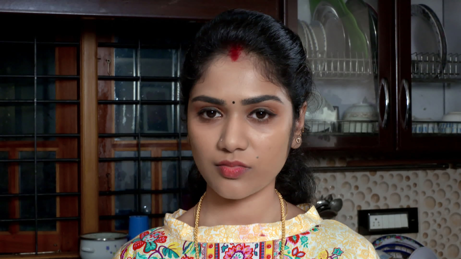 Watch Karuthamuthu Episode 93 on JioHotstar