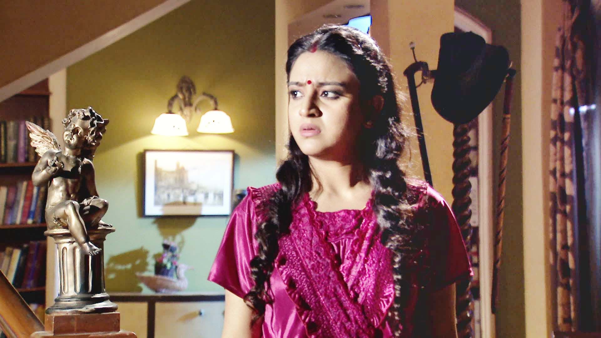 Watch Bodhuboron Episode 9 on JioHotstar