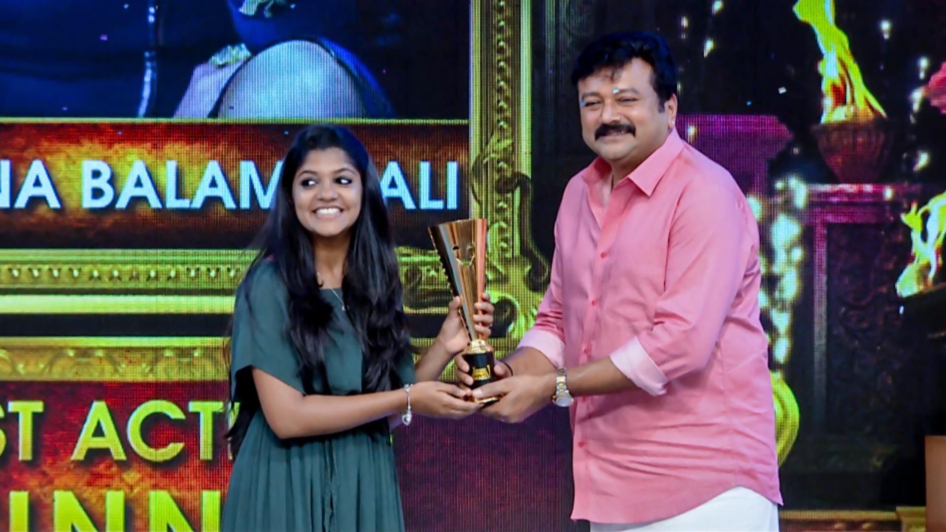 Watch Asianet Comedy Awards S3 Episode 6 on JioHotstar
