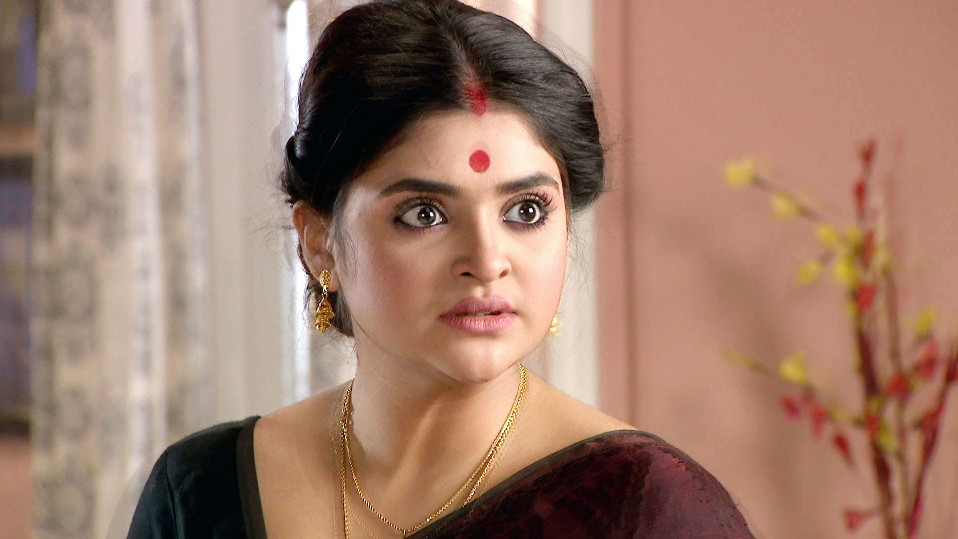 Watch Ichche Nodee S16 Episode 7 on Disney+ Hotstar