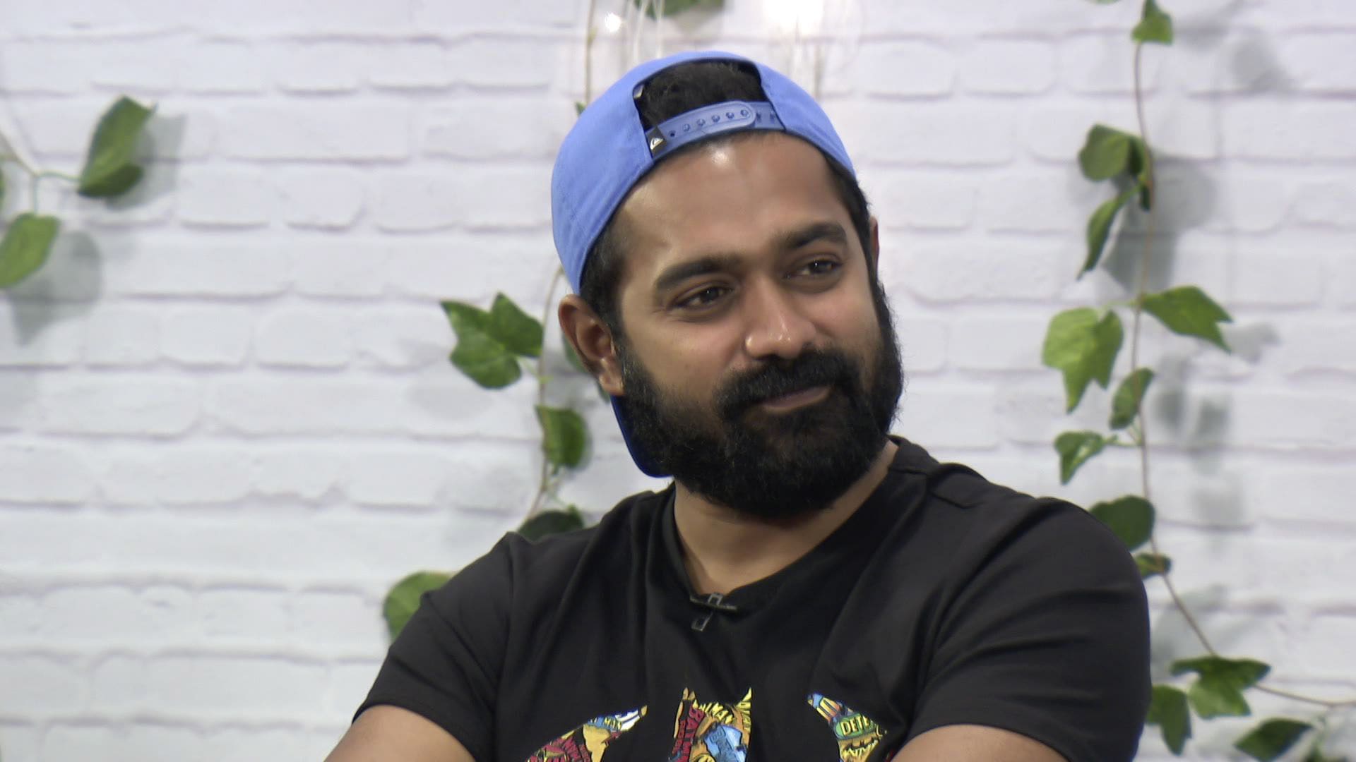 Stream Sunday Holiday Crew On The Show Season 1 Episode 55 – Sunday ...