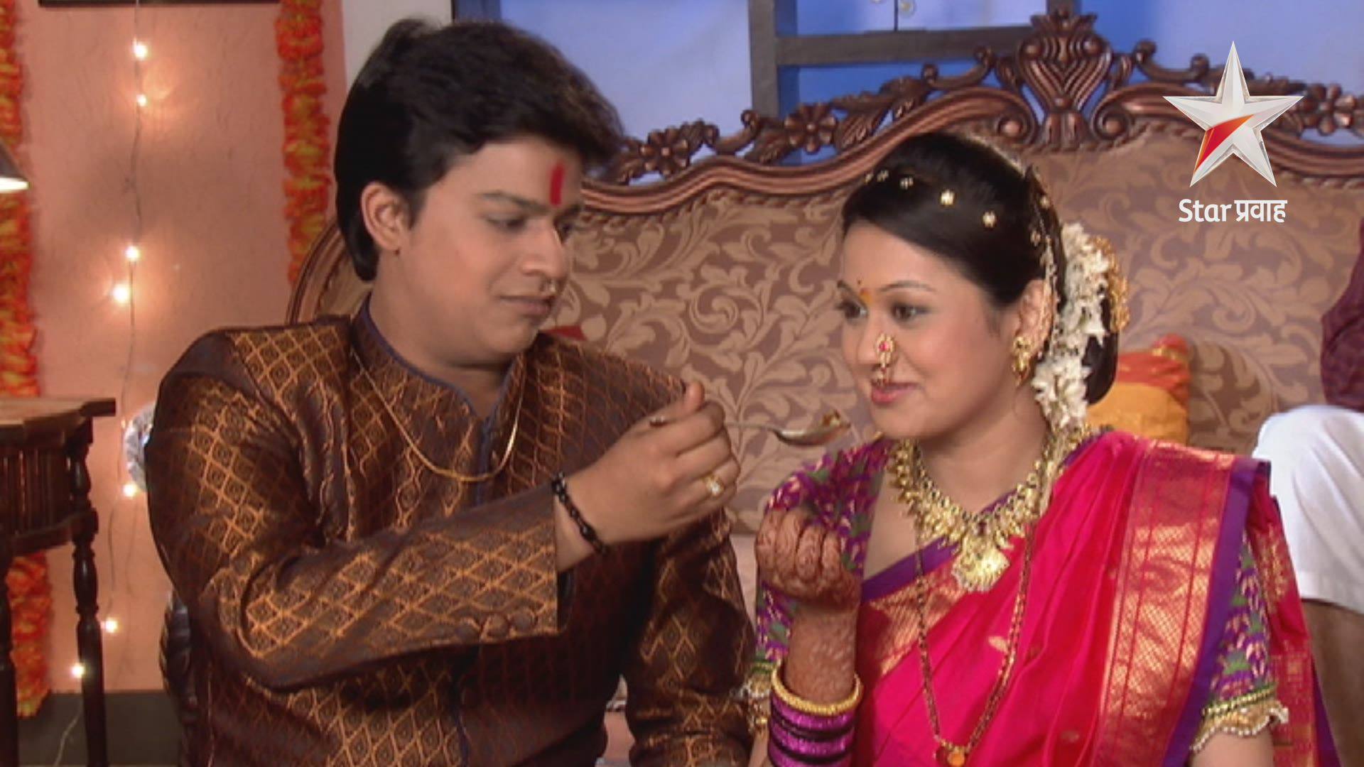 Watch Ambat Goad S1 Episode 28 on JioHotstar