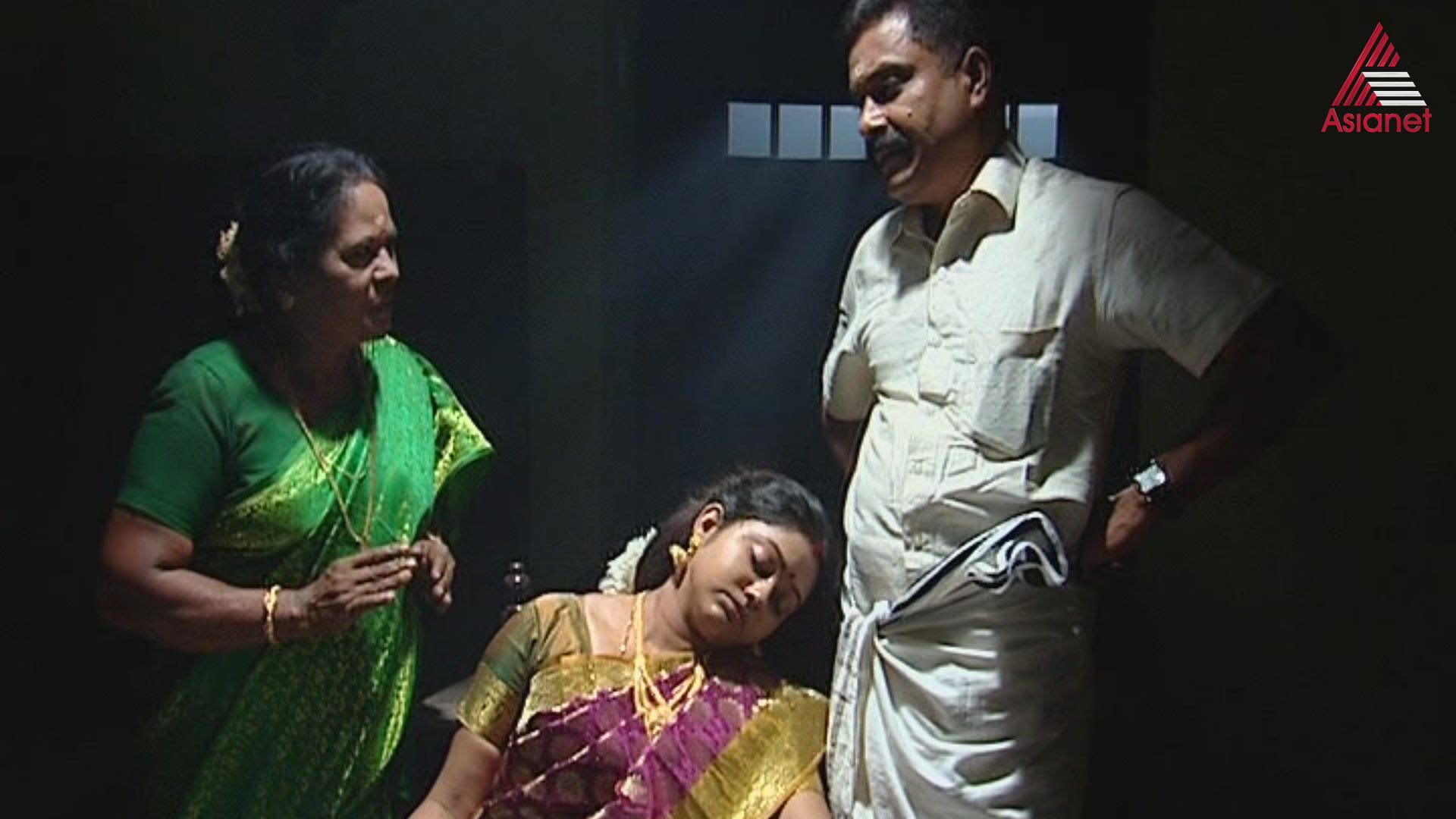 Watch Amrutha is kidnapped Online