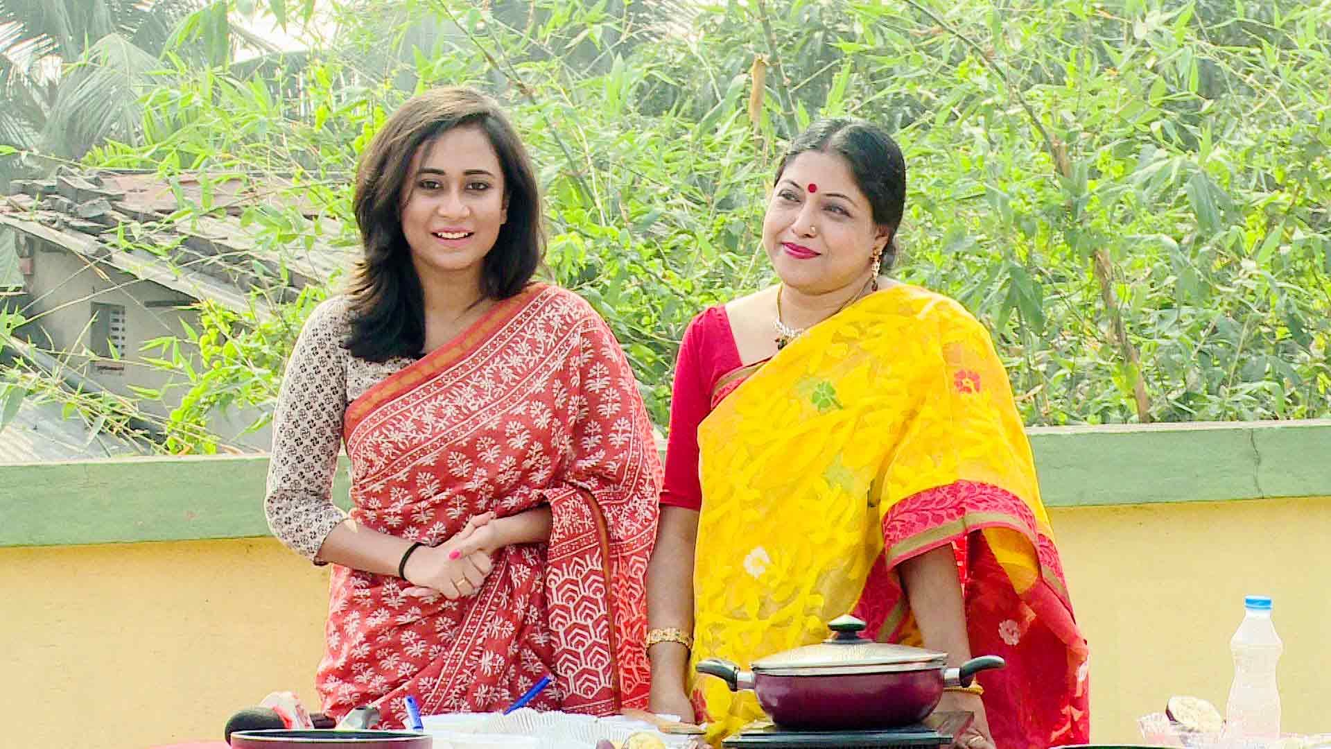 Watch Priyo Bandhabi S1 Episode 30 on Disney+ Hotstar