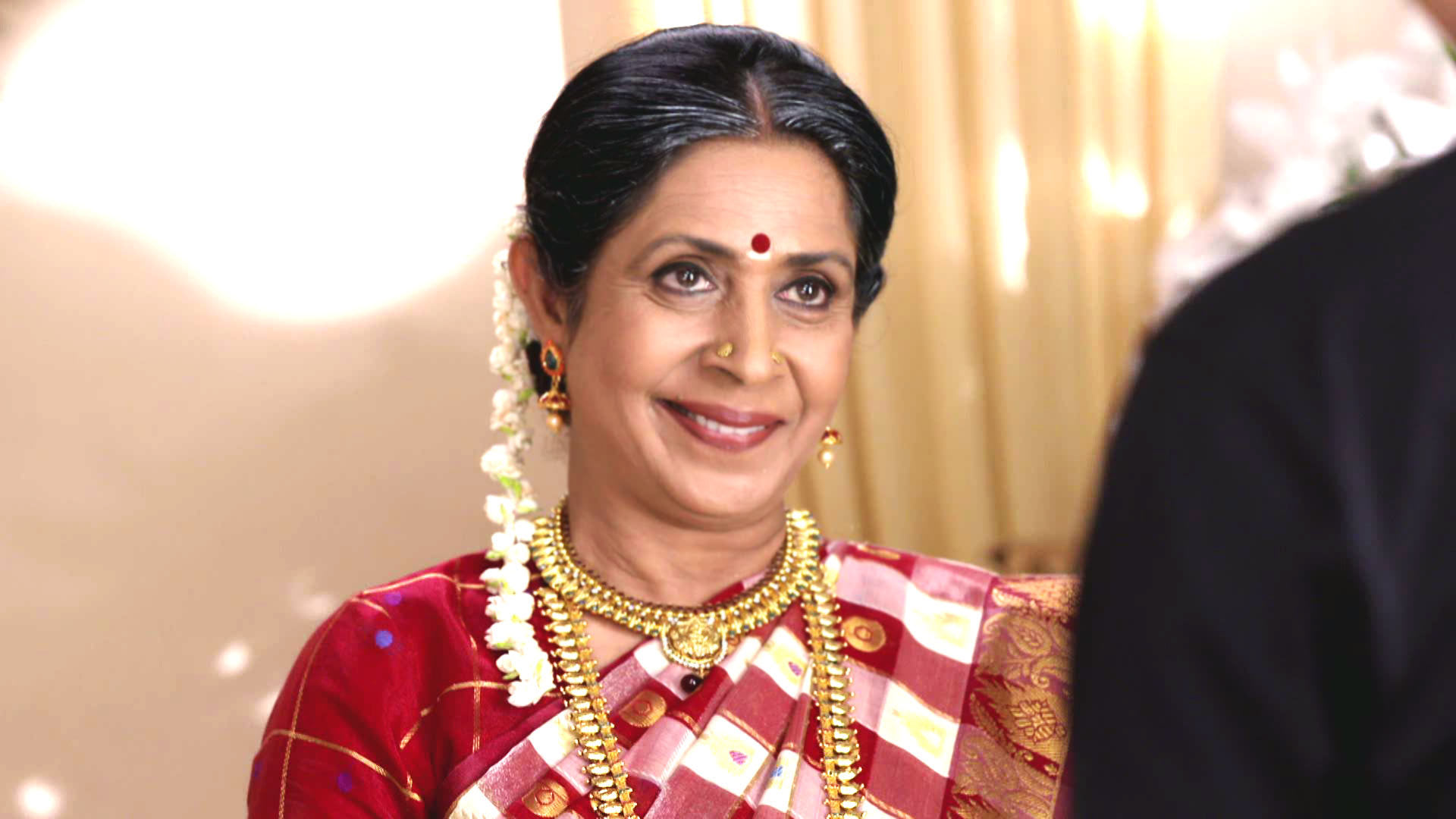 Watch Yeh Hai Mohabbatein S38 Episode 31 on Disney+ Hotstar