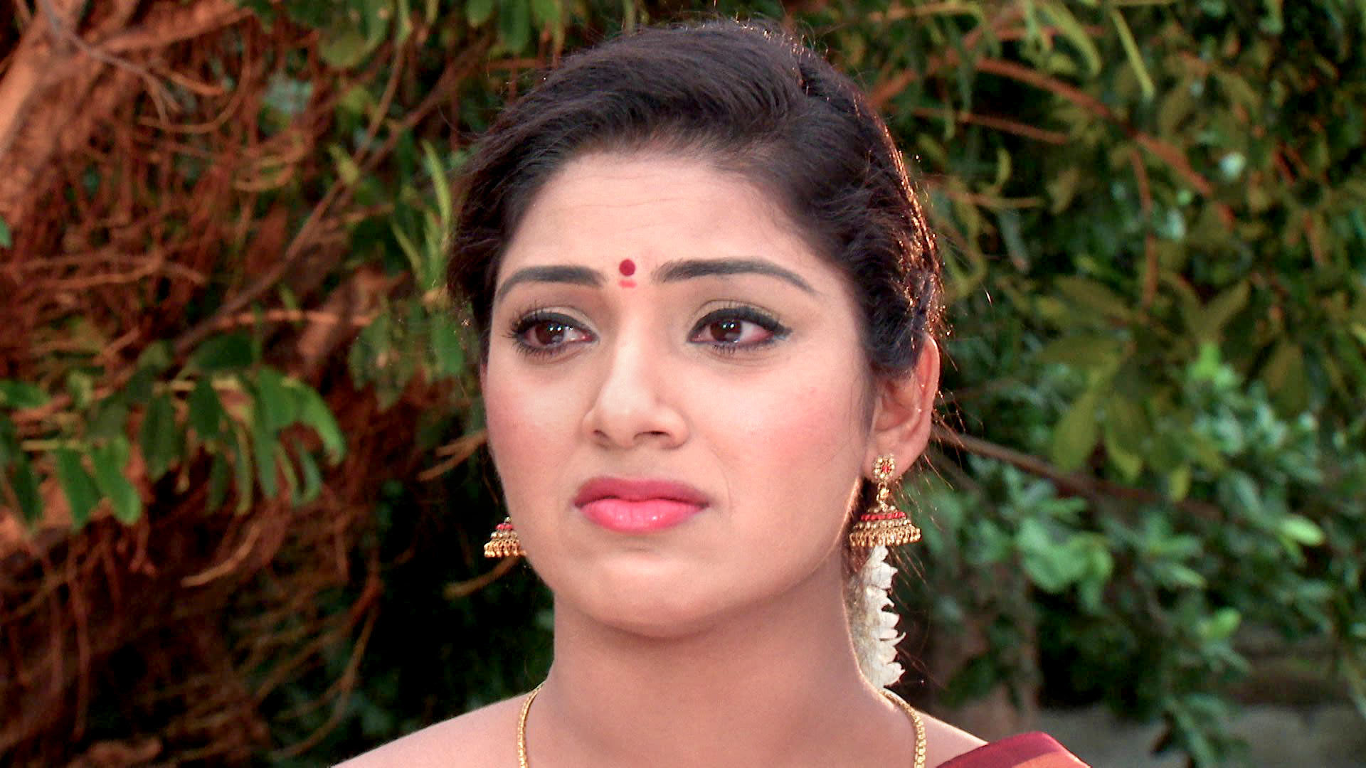 Watch raja-rani only on Watcho