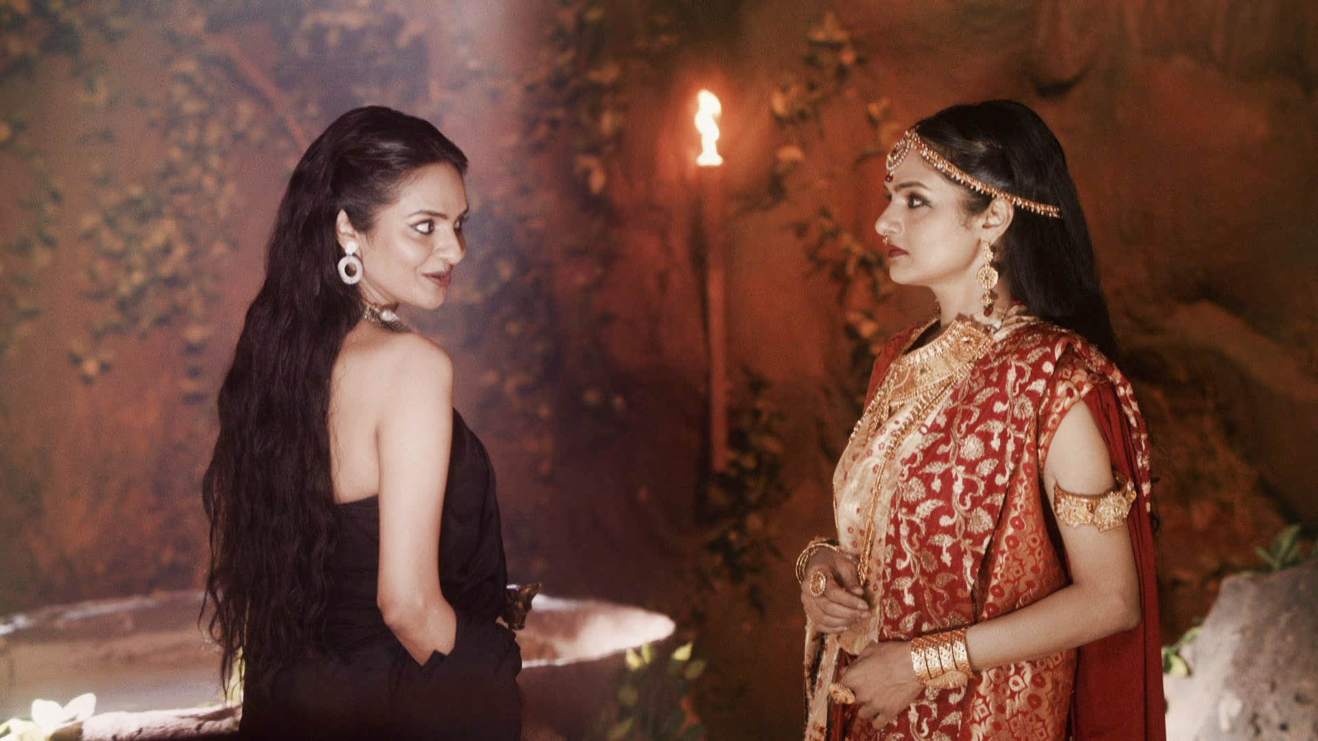 Watch aarambh-kahani-devsena-ki only on Watcho