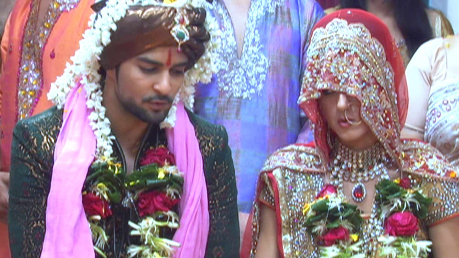 Watch Aditya, Priya Get Married! Online