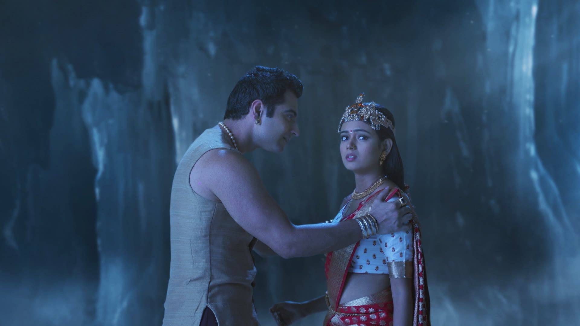 Watch Mayavi Maling Episode 67 on JioHotstar