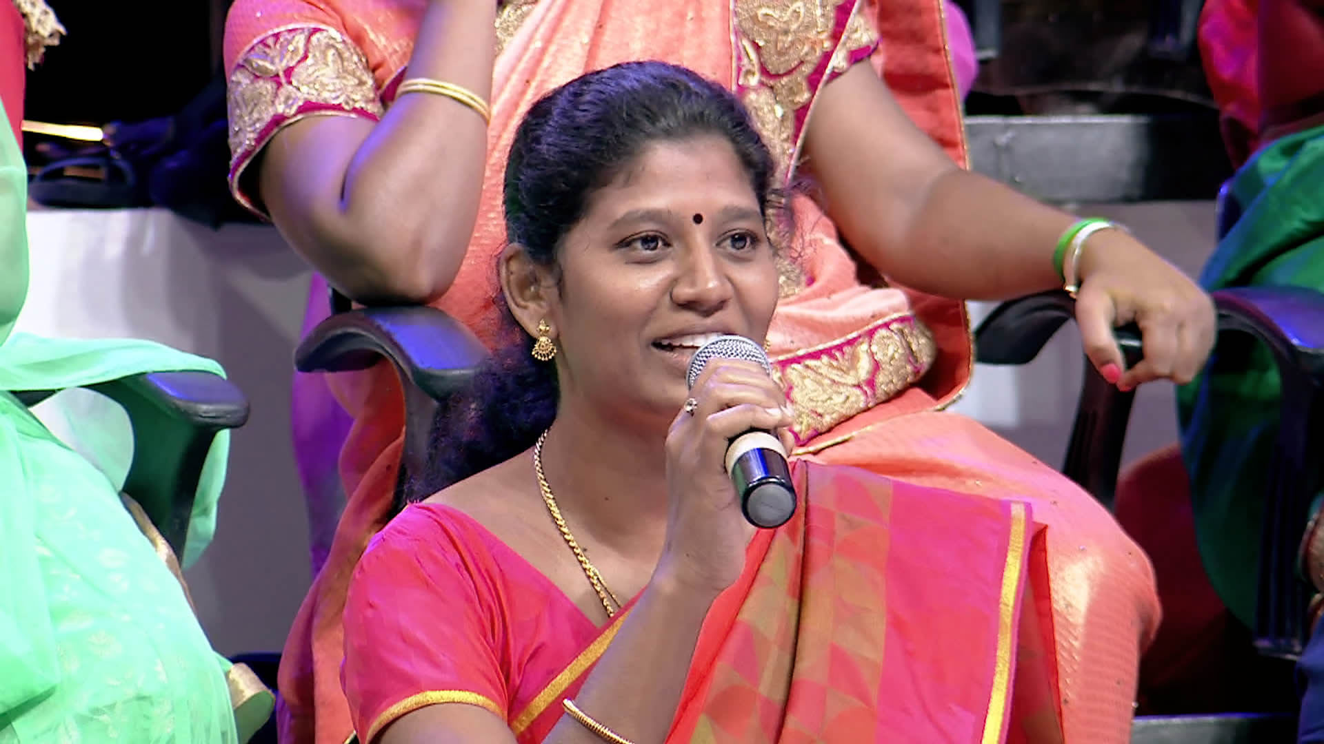 Watch neeya-naana only on Watcho