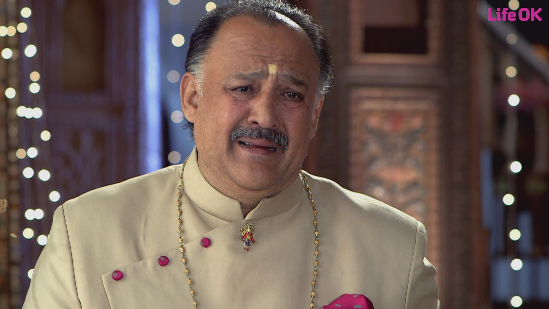 Watch Shankar Nath recalls the past Online