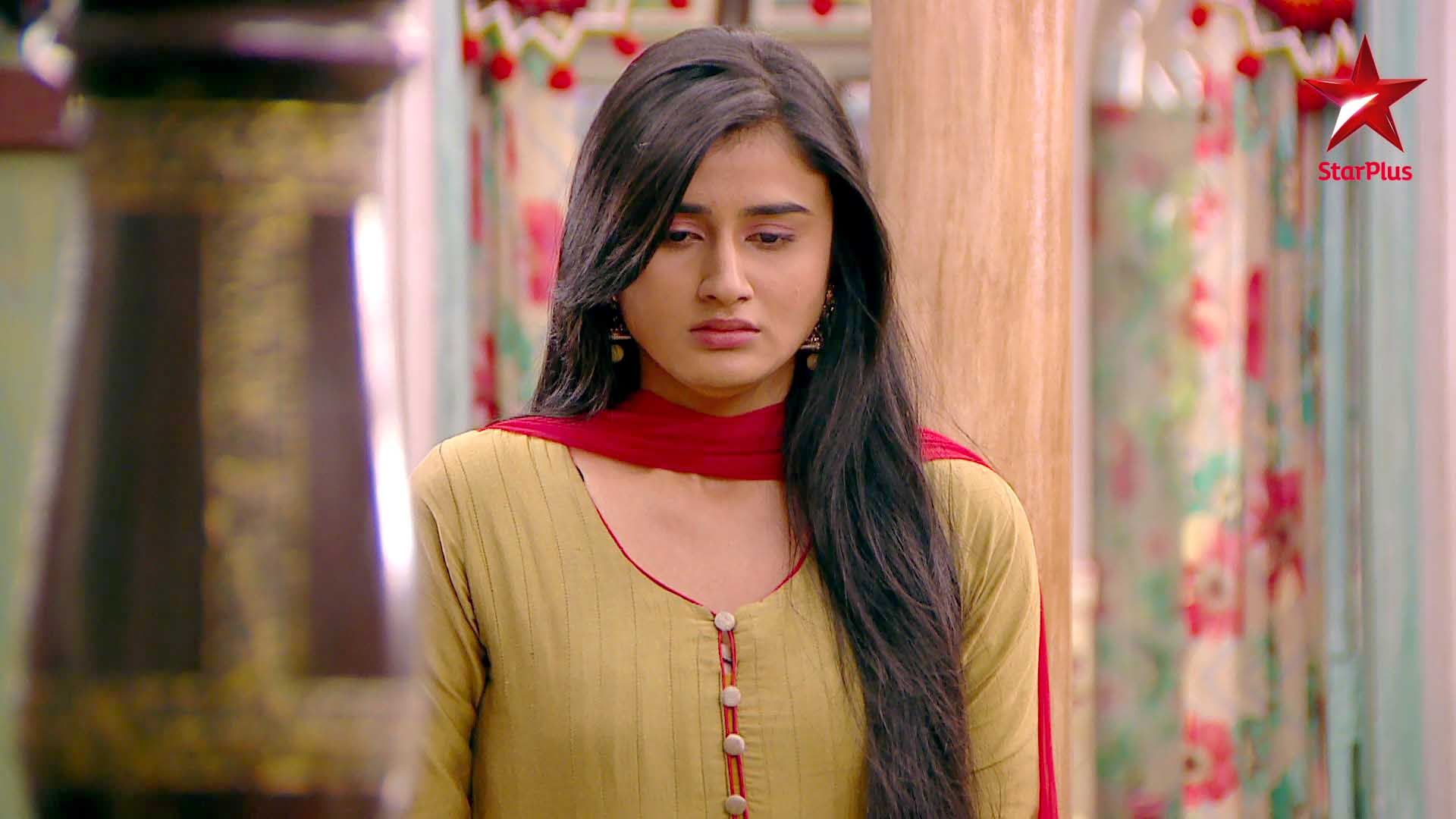 Watch Mere Angne Mein Episode 25 on JioHotstar