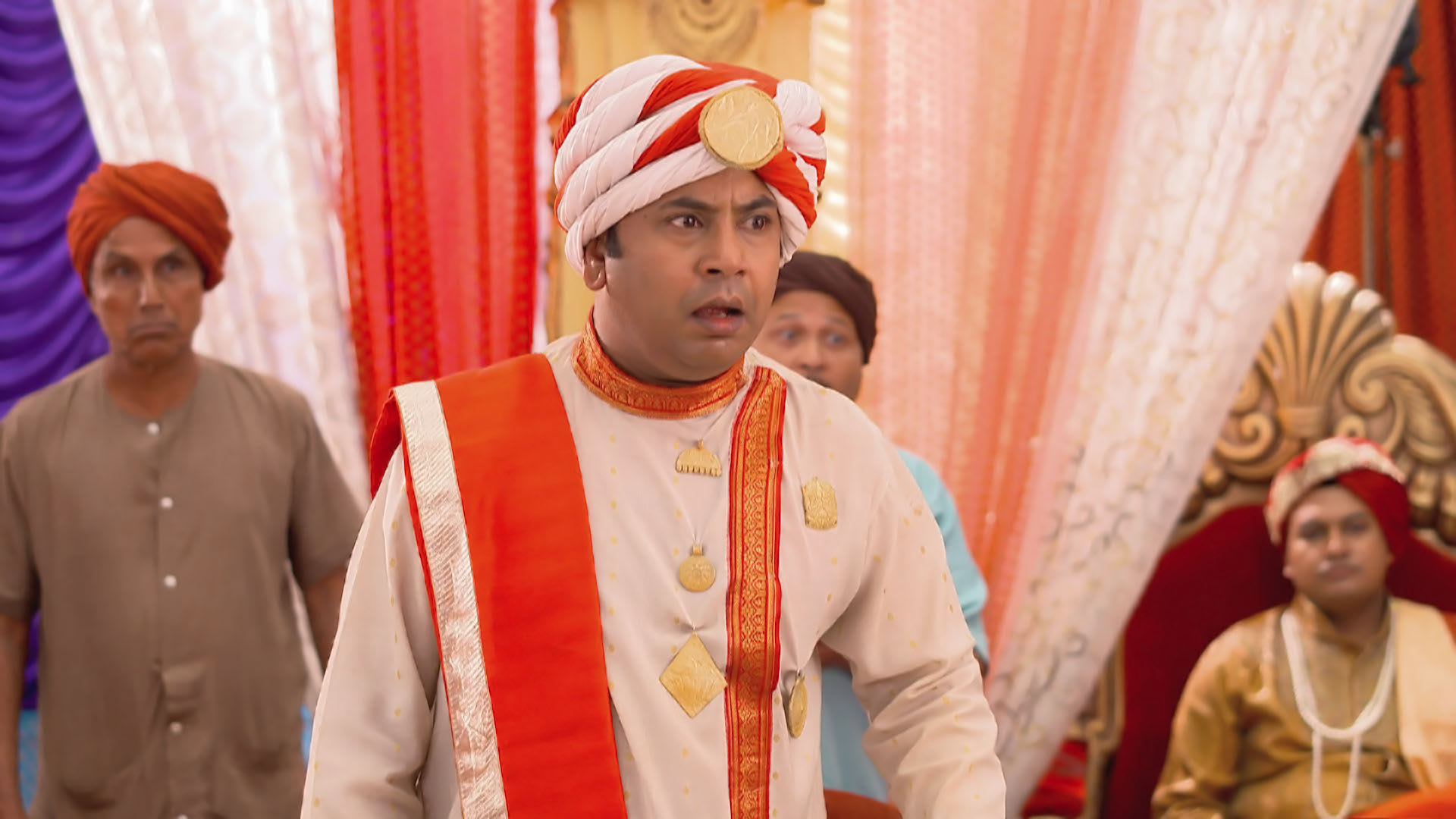 Watch Gopal Bhar Episode 226 on JioHotstar