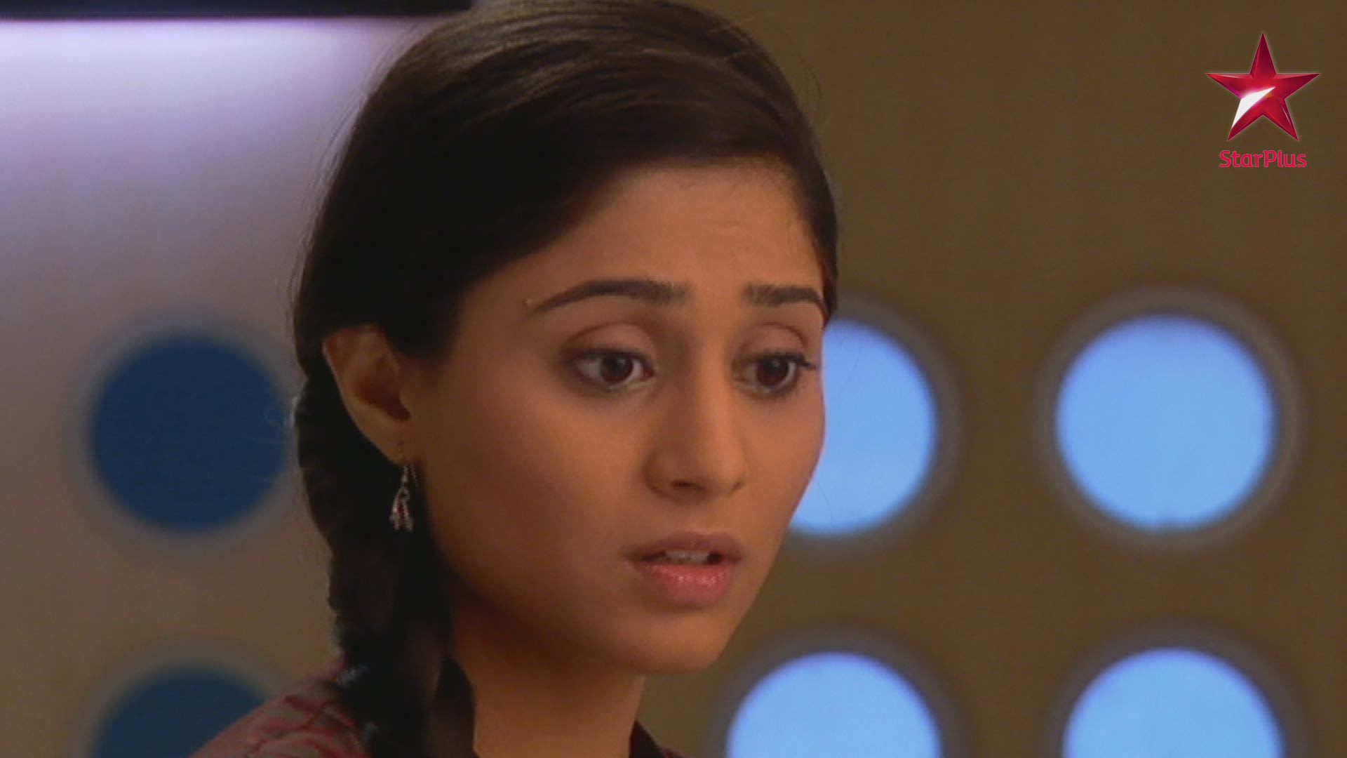 Watch NAVYA - Naye Dhadkan Naye Sawaal Episode 12 on JioHotstar