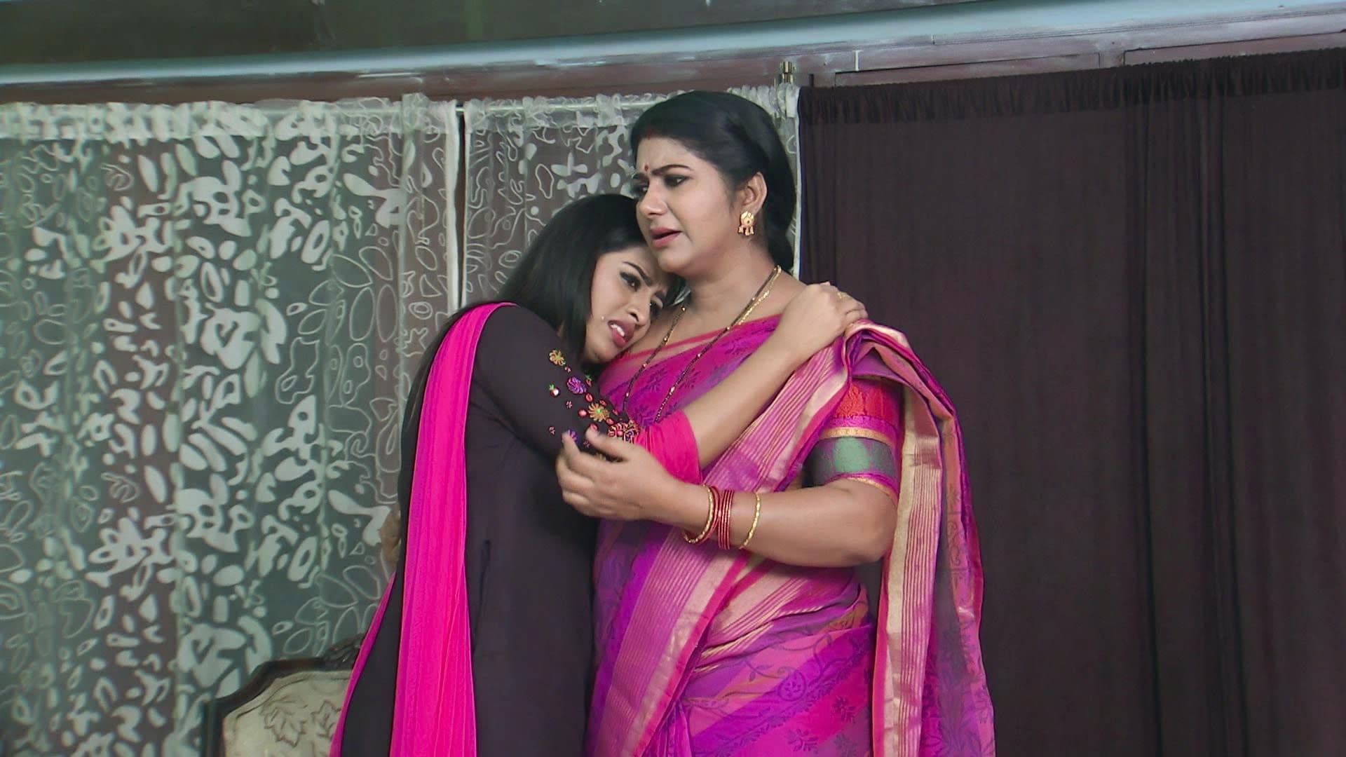 Watch Varalakshmi Consoles Madhura Online