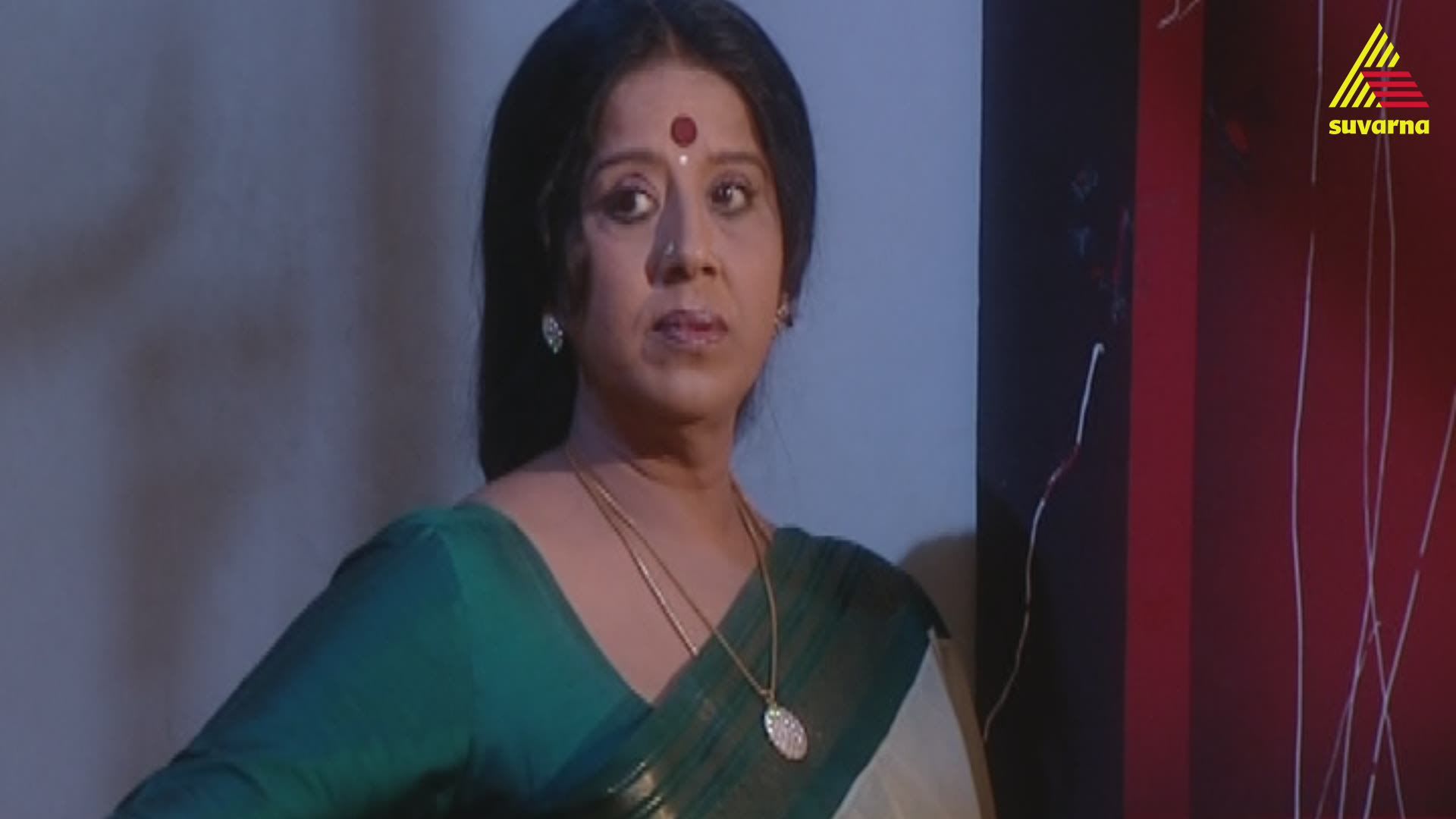 Watch Amruthavarshini - 2012 S20 Episode 11 on Disney+ Hotstar